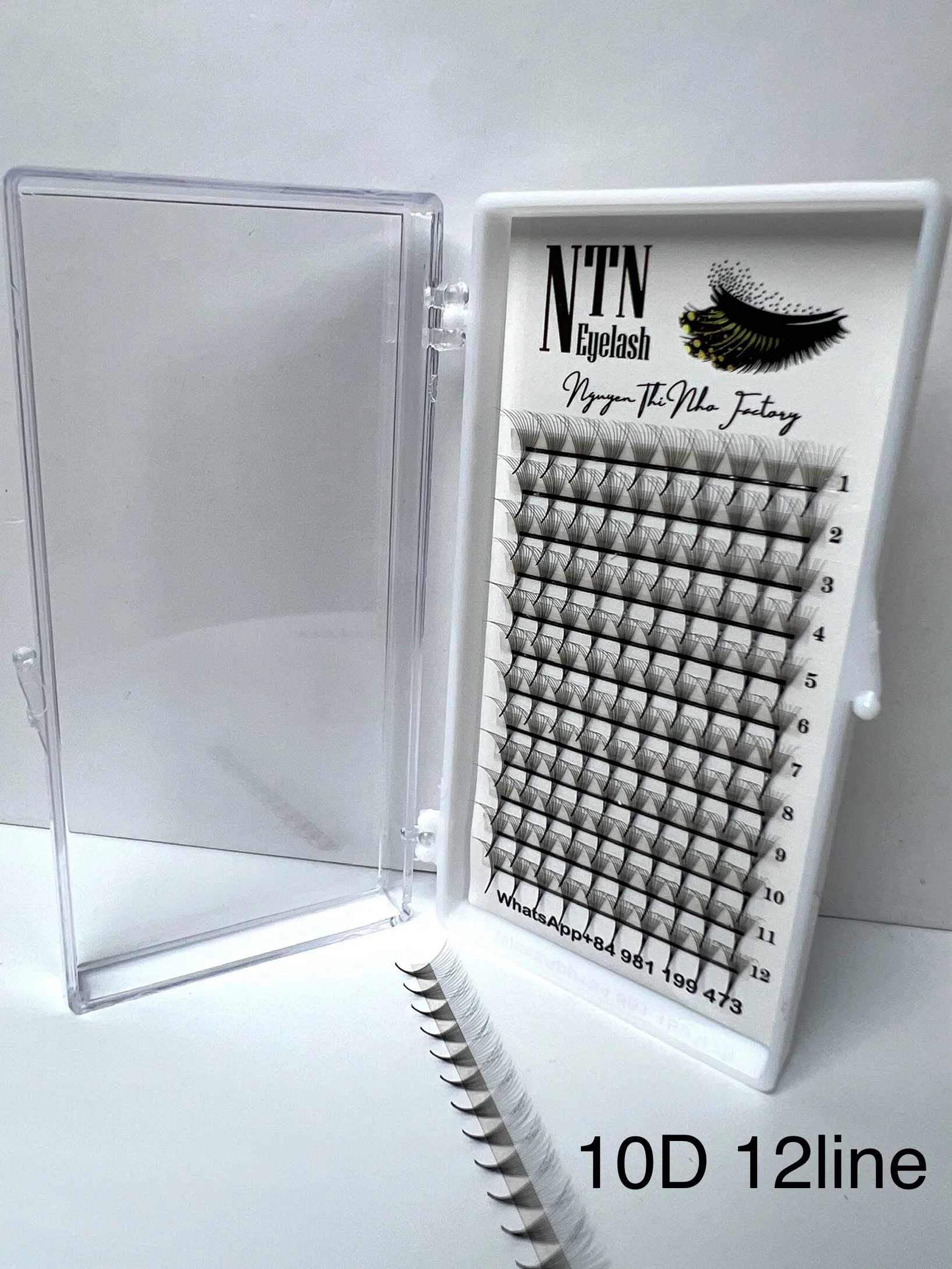 Handmade 10D Ultra Dark Black Volume Lashes with Short Stem Pointy Base ...