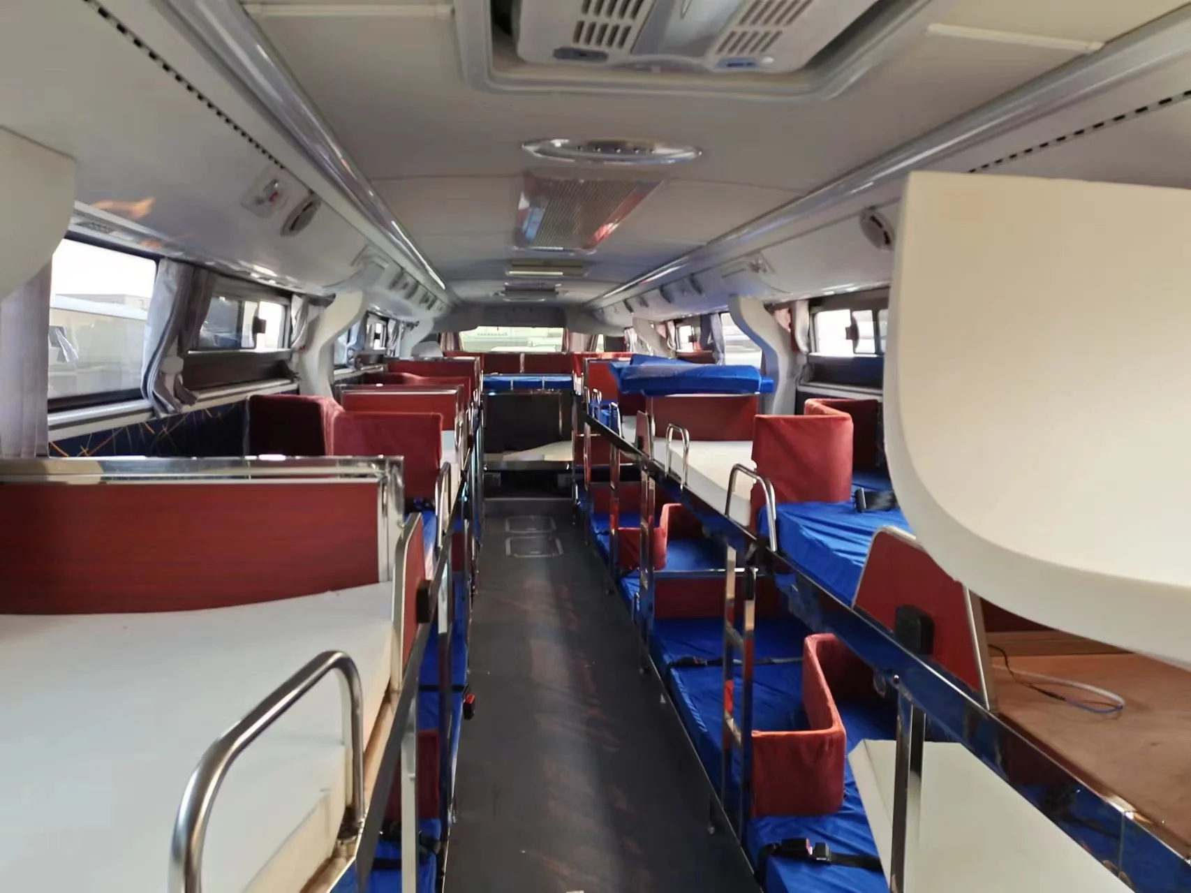 Yutong Sleeper Bus Double Decker Sleeperyutong 6122 Model Customized ...