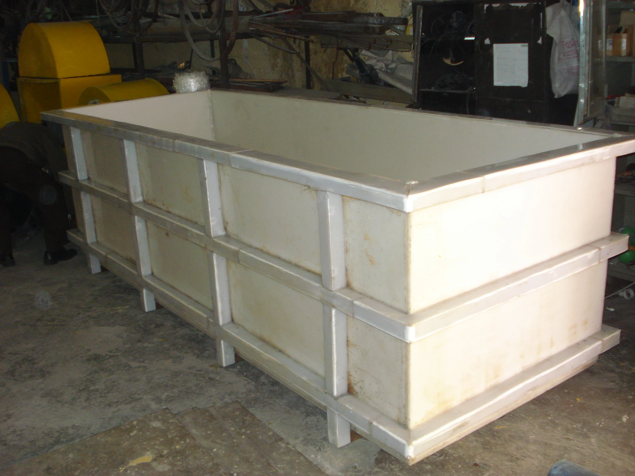 Water Storage Frp Tanks And Containers For Multi Use Available At ...