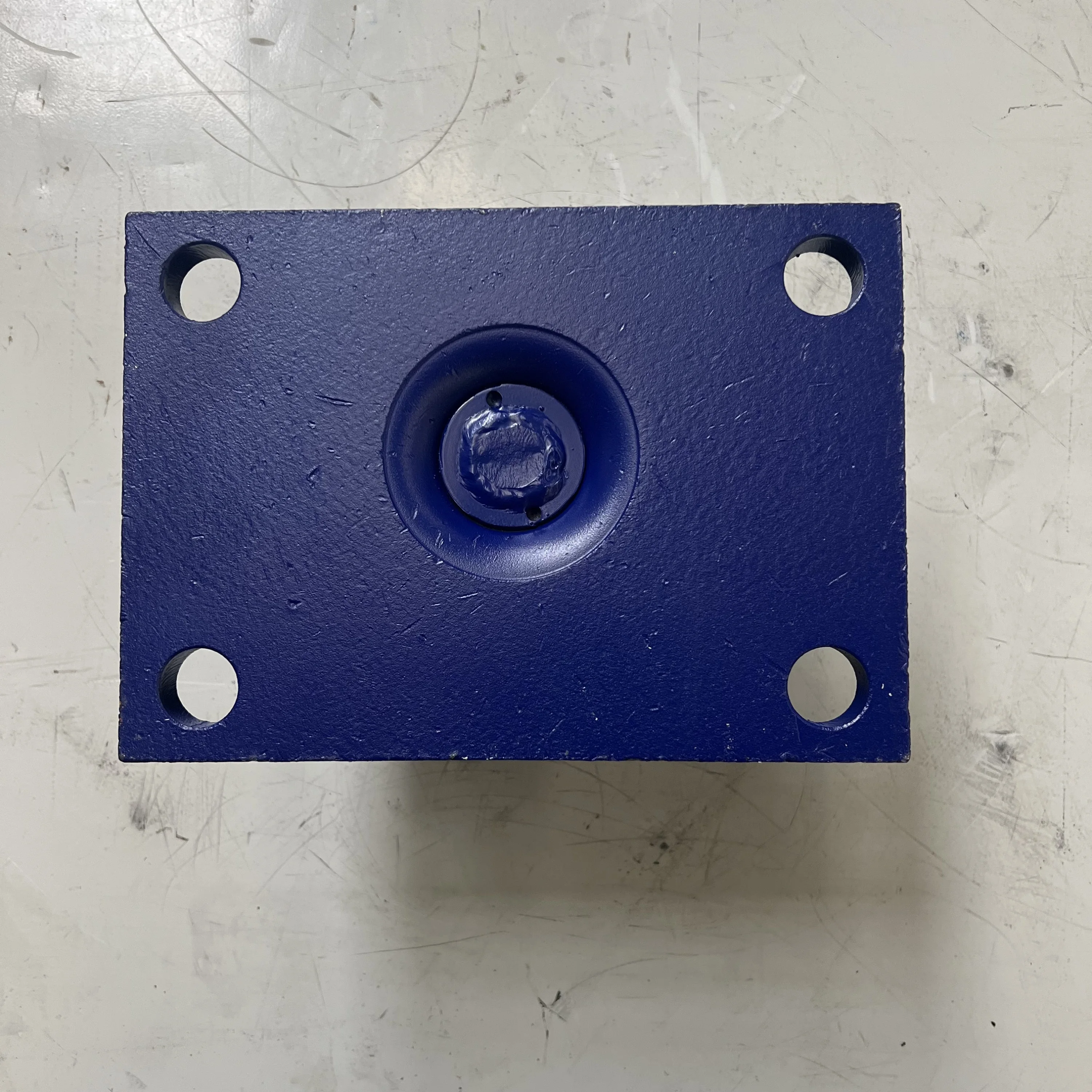 SINOTRUK HOWO Original Truck Parts - High-Quality Rubber Holder