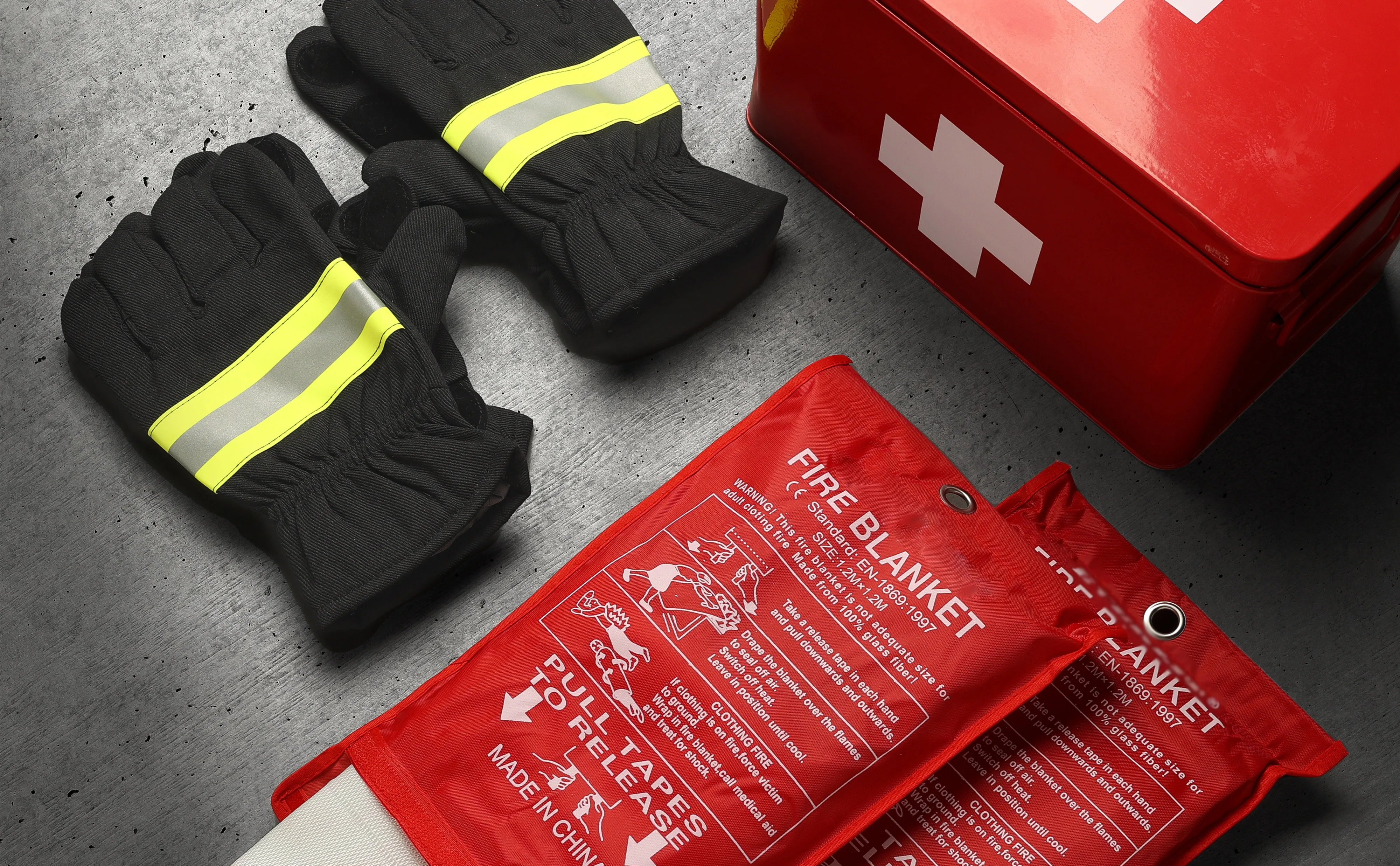 Wholesale Disaster Survival Emergency Fire Safety First Aid Kit for ...