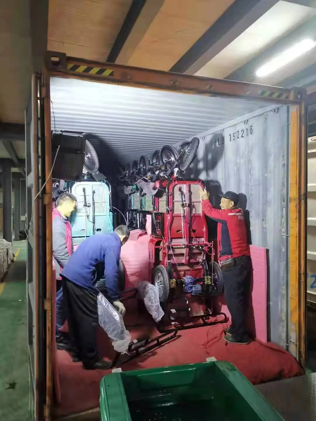 3 Wheel Electric Cargo Delivery Trike With Cabin Electric Cargo ...