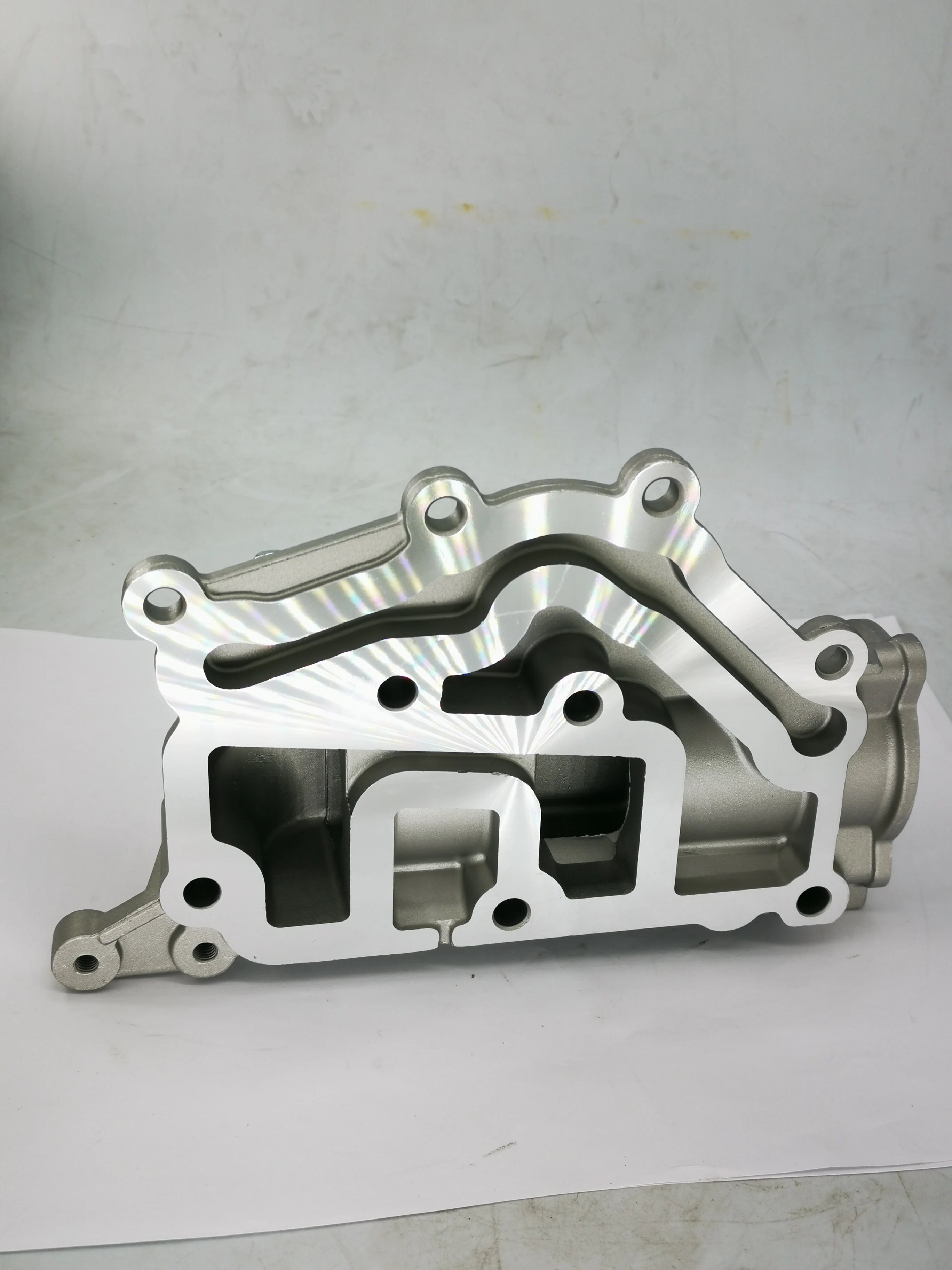 Thermostat Coolant Housing 8200338668 for Renault Clio Sport MK3