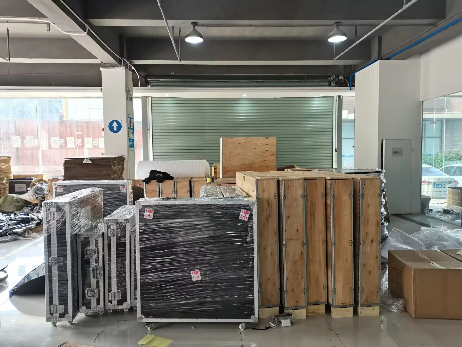 Metal Photo Booth Shell 15.6inch Touch Screen Dslr Led Open Air Photo ...