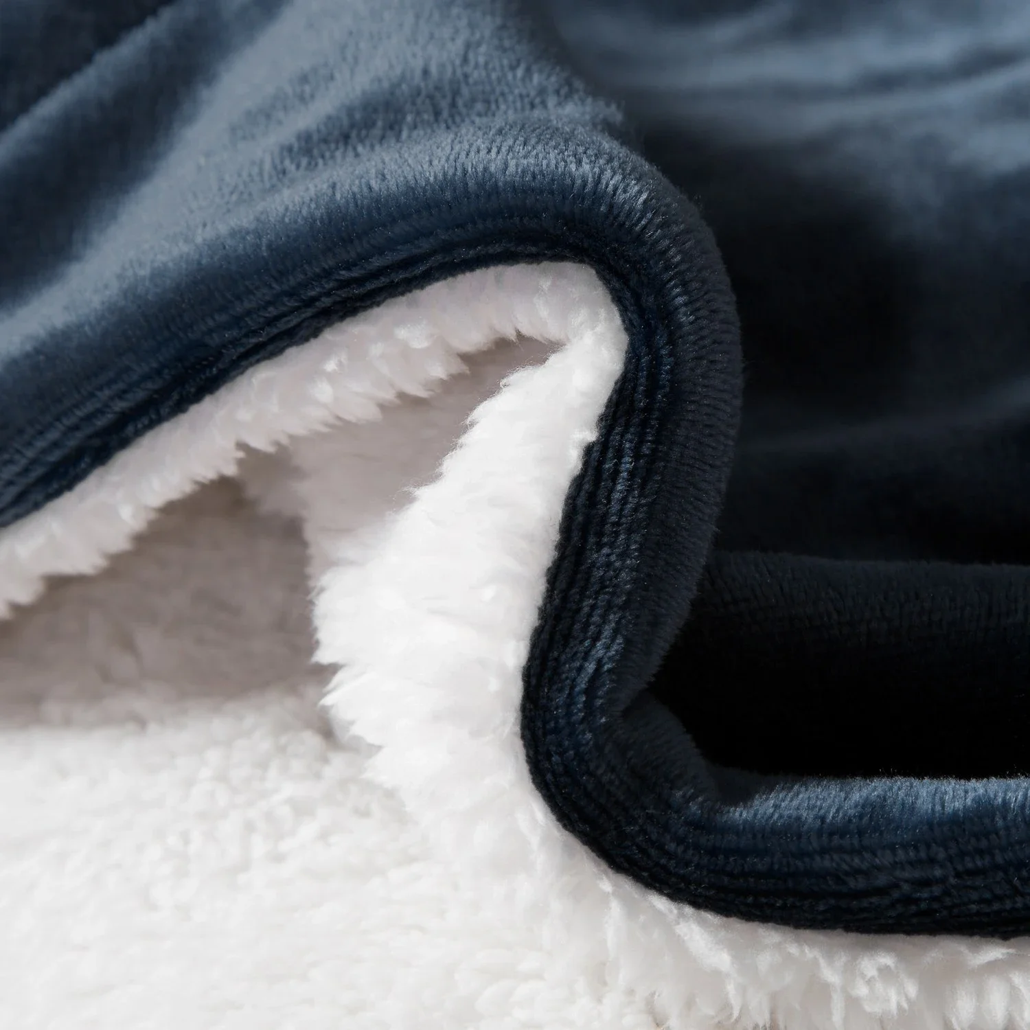 Promotion Double Layer 100% Polyester Flannel Fleece Blanket With ...