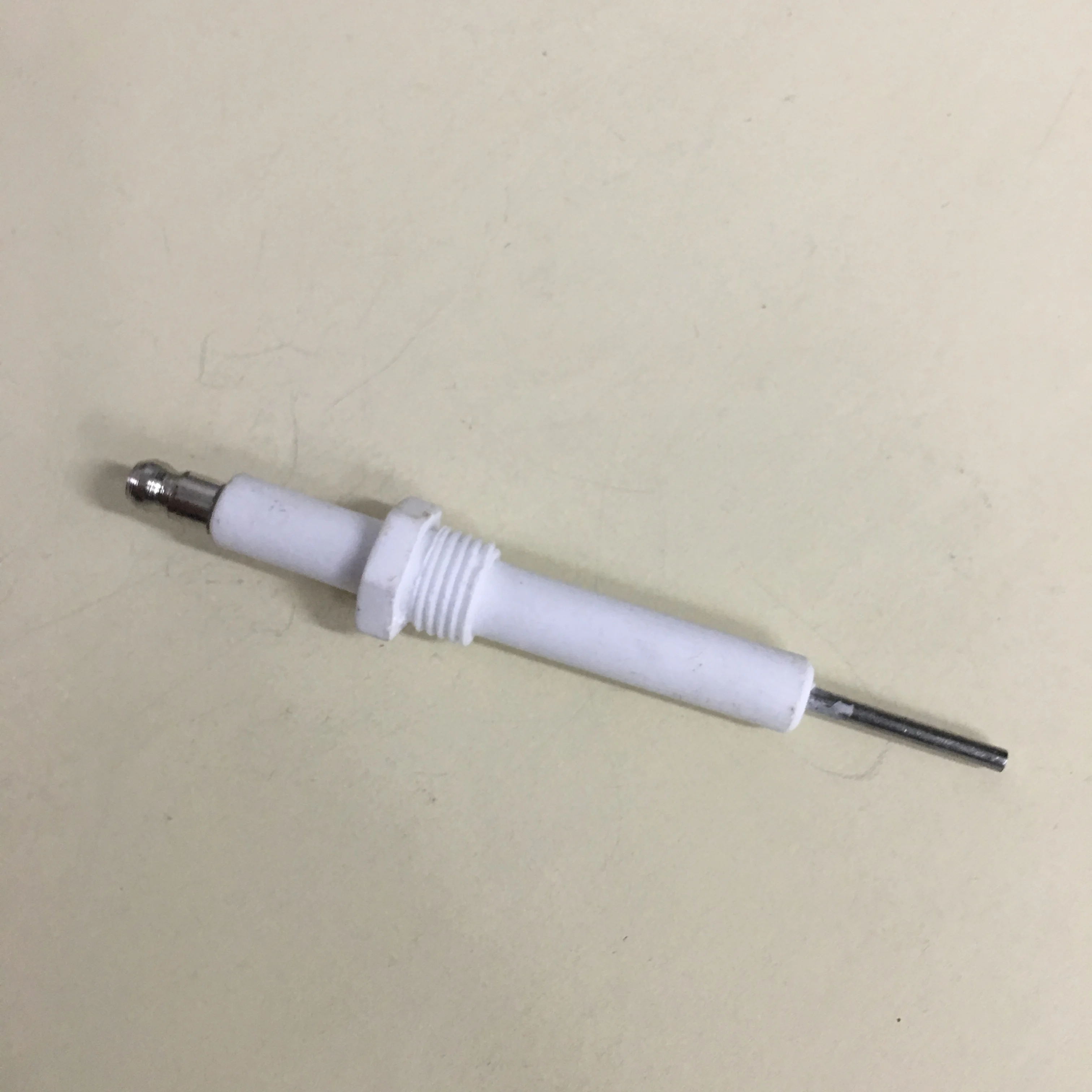 95% Al2o3 Igniter Alumina Ceramic Gas Spark Ignition Needle