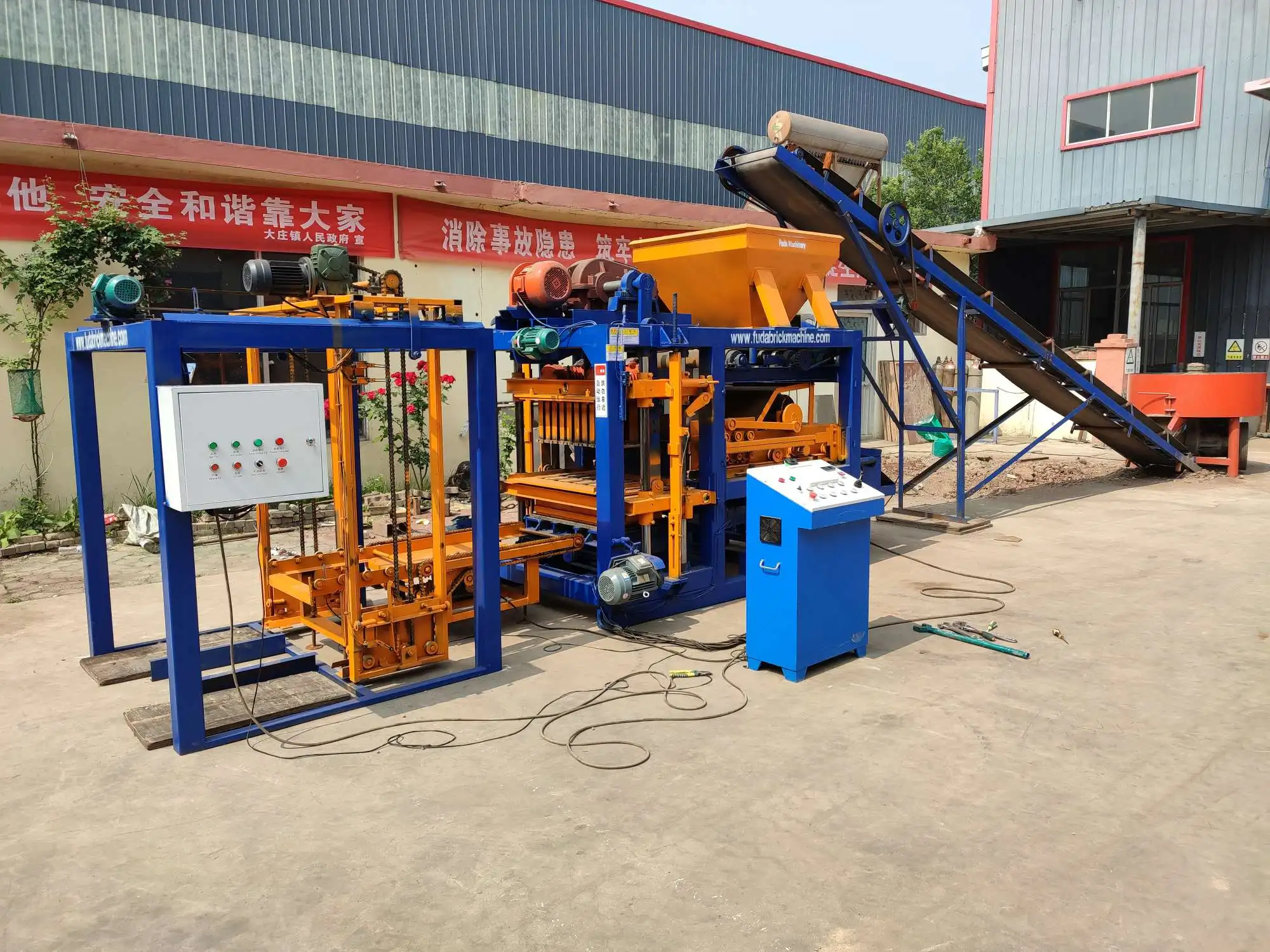 Multifunctional Automatic Hydraulic Qt4-15s Hollow Brick/block Forming ...