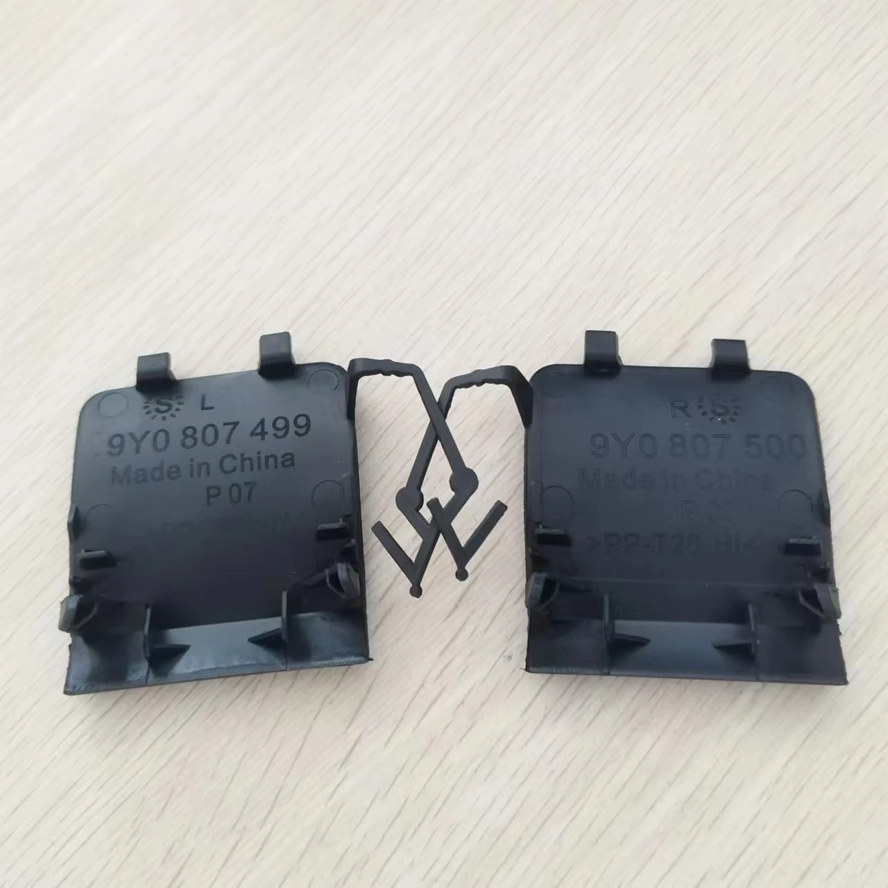 Auto Rear Bumper Low Hook Towing Tow Hook Eye Cover For Porsche Cayenne ...