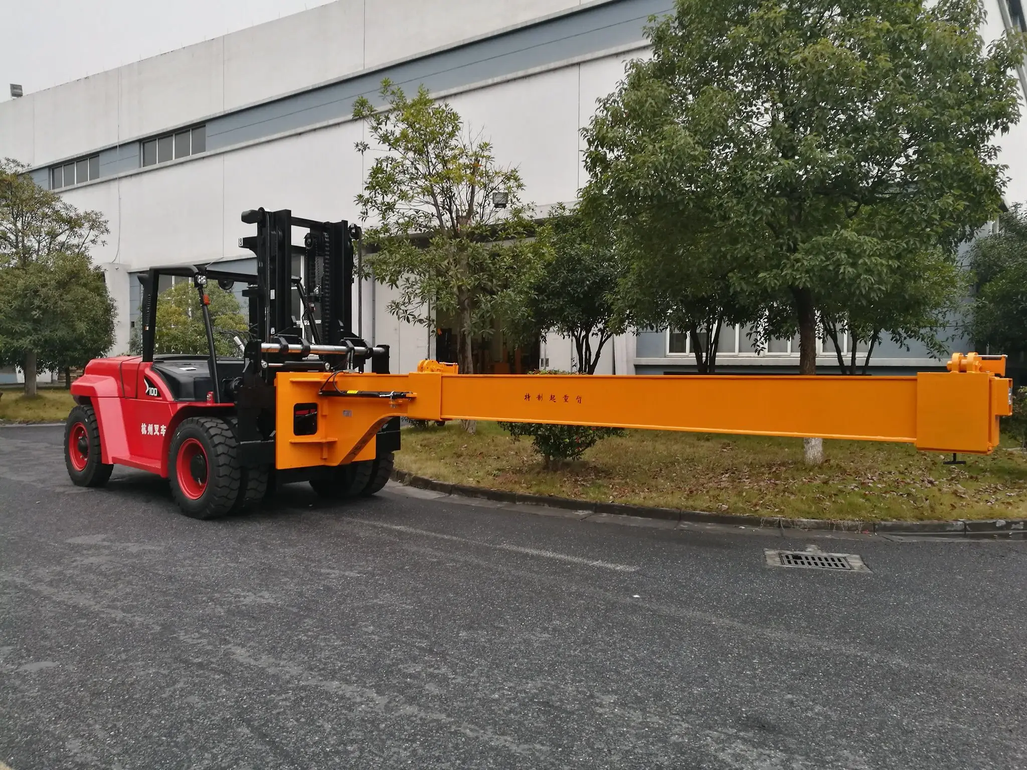 10 Ton Diesel Forklift with 6m-8m Handler for Glass Crates
