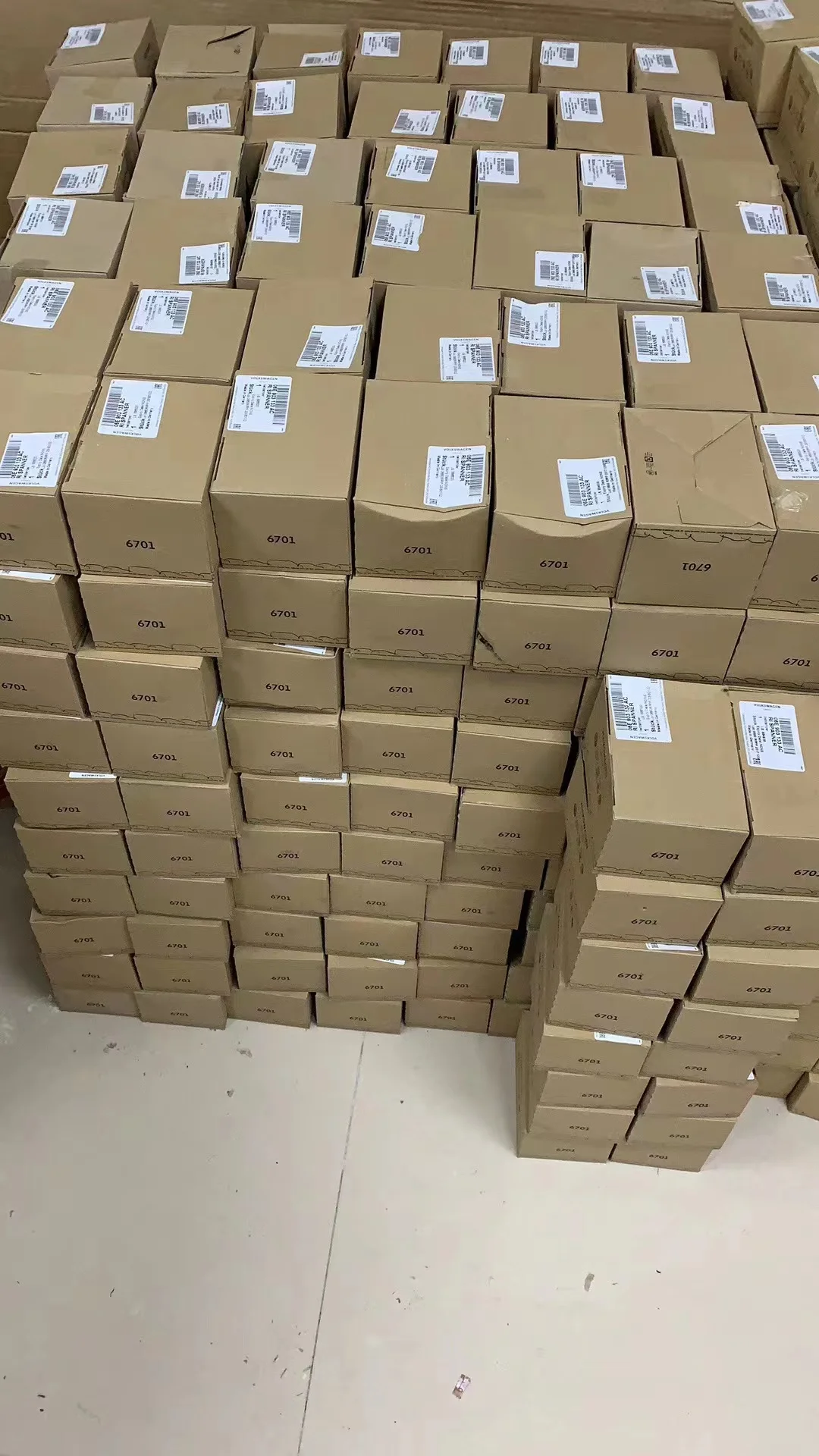 Original Germany Car Oil Pressure Solenoid Valve 06e115243h 06e115243g ...