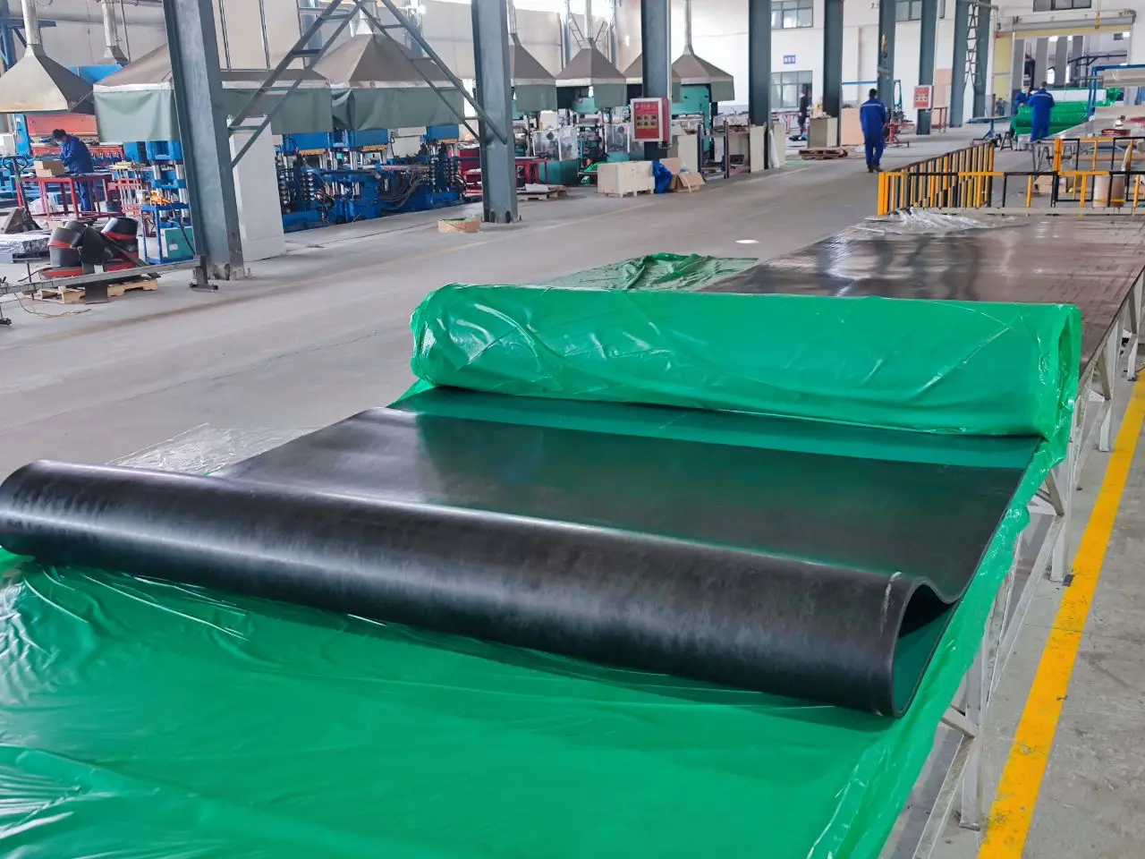 Cold Bonding Conveyor Drive Drum Diamond Rubber Lagging