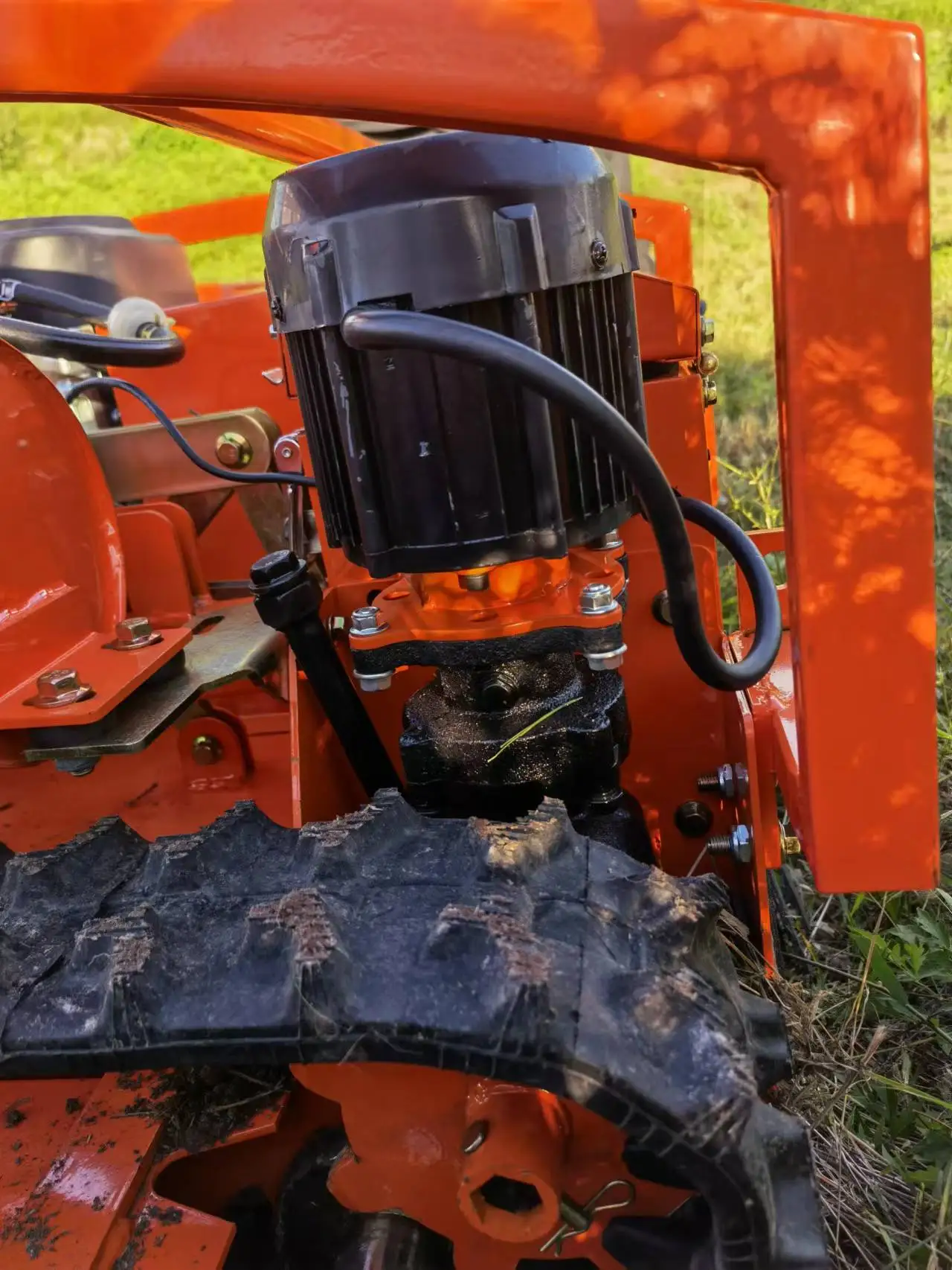 Rarlon LM-800 Remote Controlled High Grass Rotary Mulcher