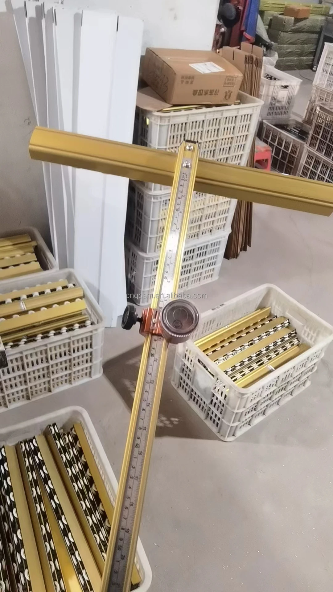 Manufacture Price Three-Jaw Manual Suction Cup Lifter for Floor Tiles ...