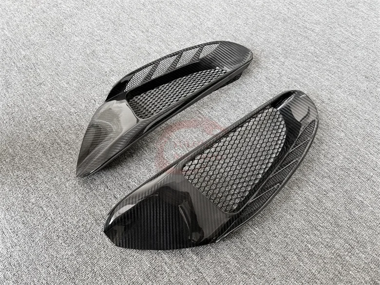 Ferrari 488 GTB Spider Upgrade - Dry Carbon Fiber Pista Style Rear Vent