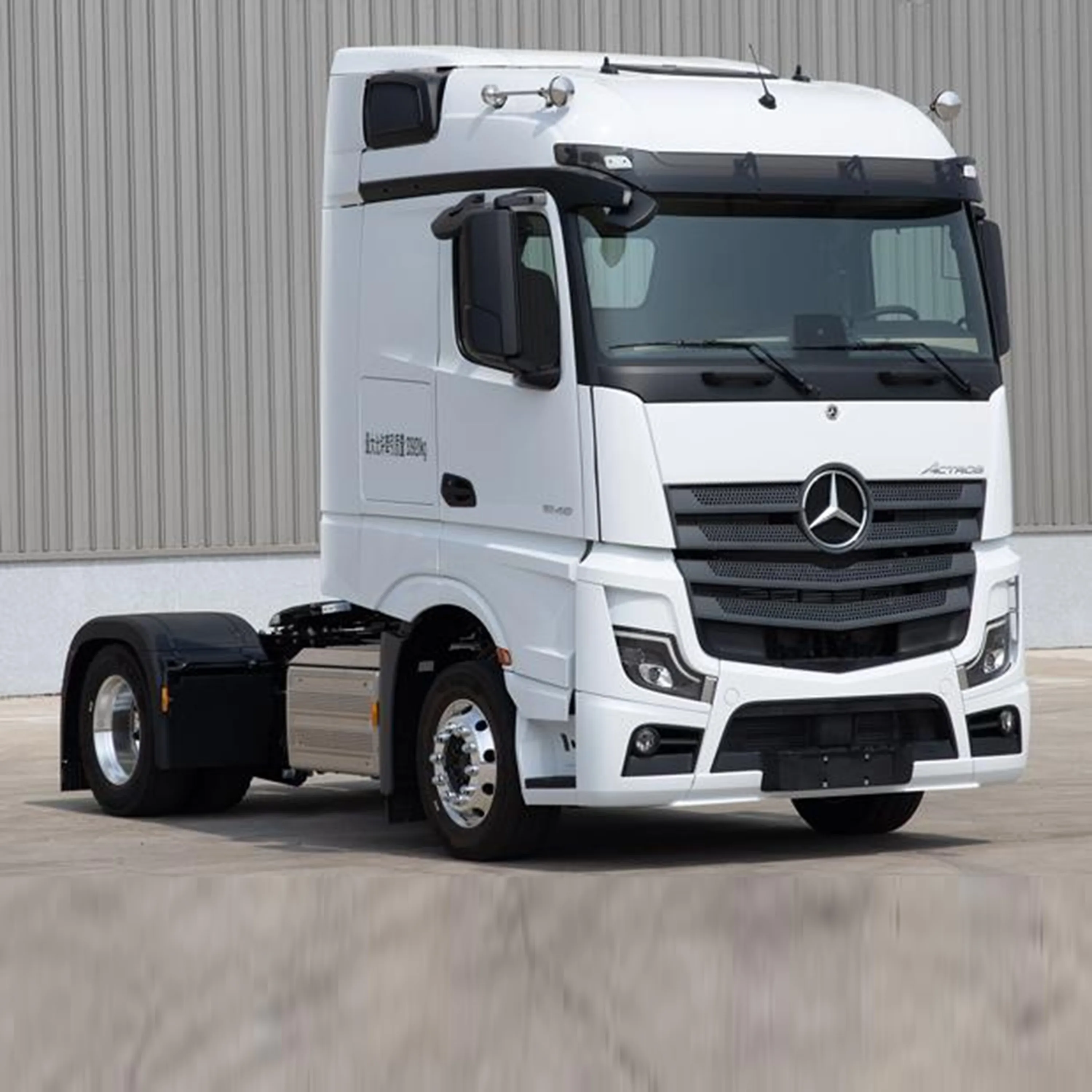 Mercedes-benz Actros 1848 Tractors - Heavy Duty & Efficiency