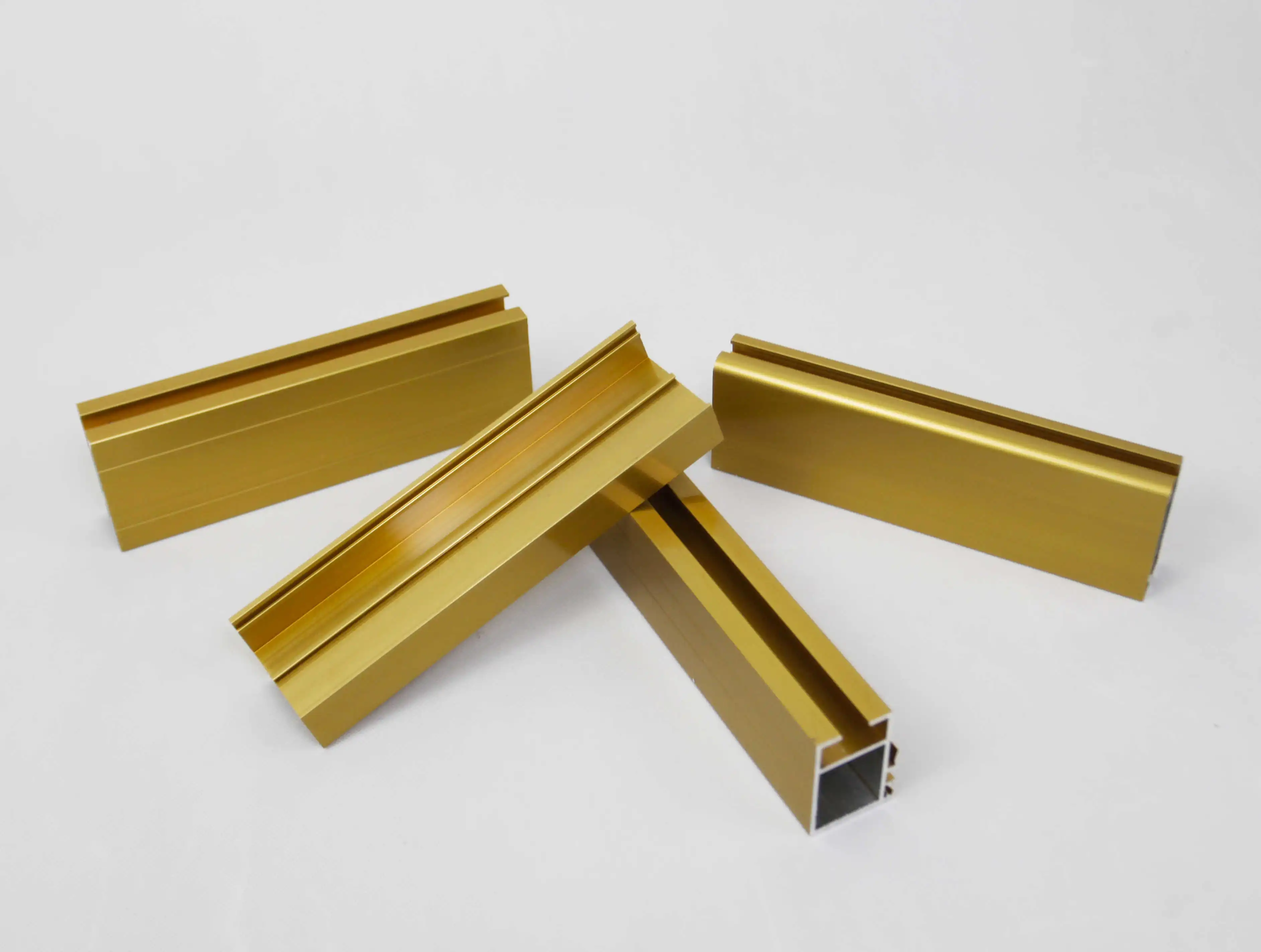 Aluminum Extrusion Profile With Champagne Electrophoresis Surface ...