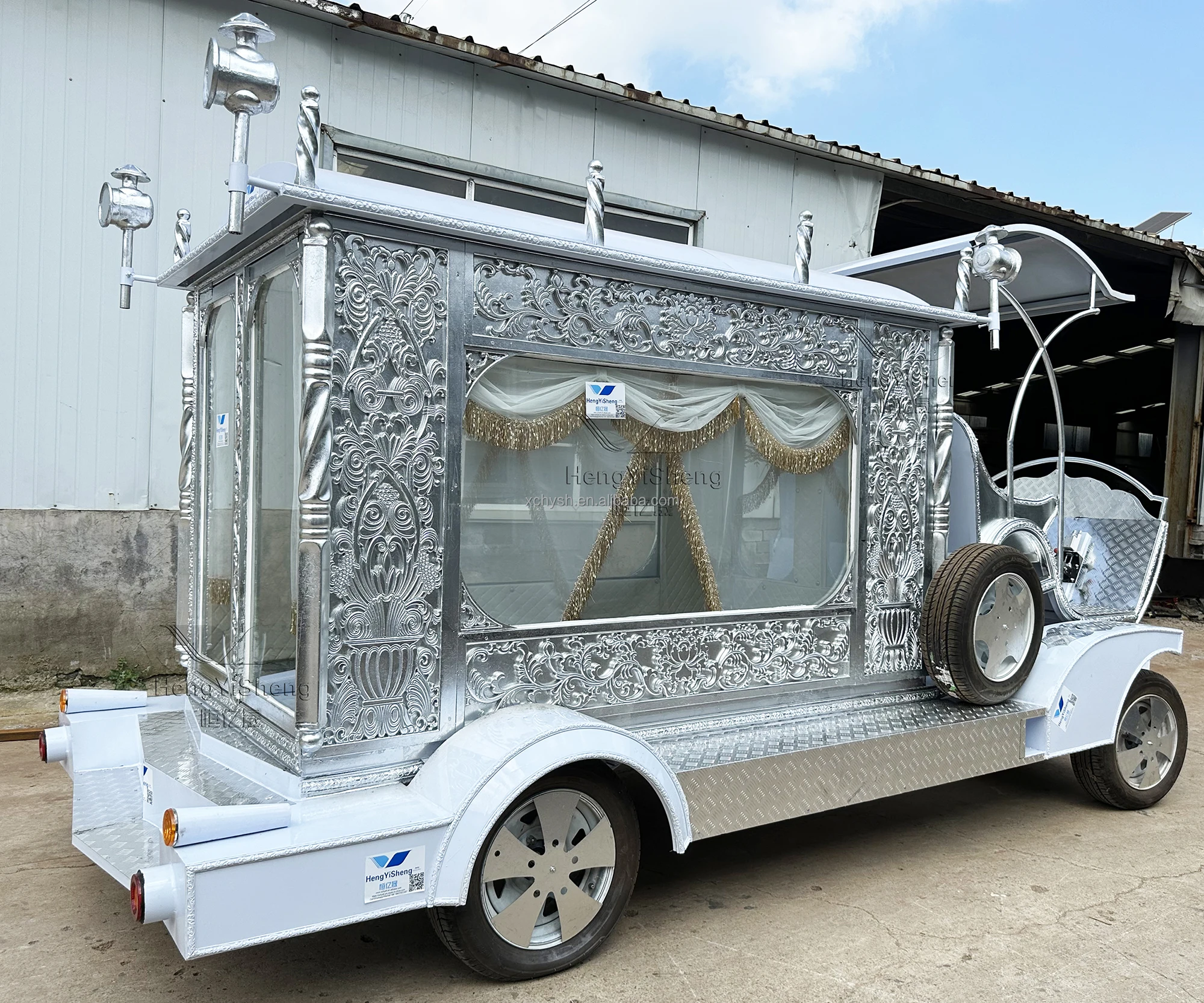 Carriage Silver Glass Covered Coffin Horse Carriage Luxury Silver ...