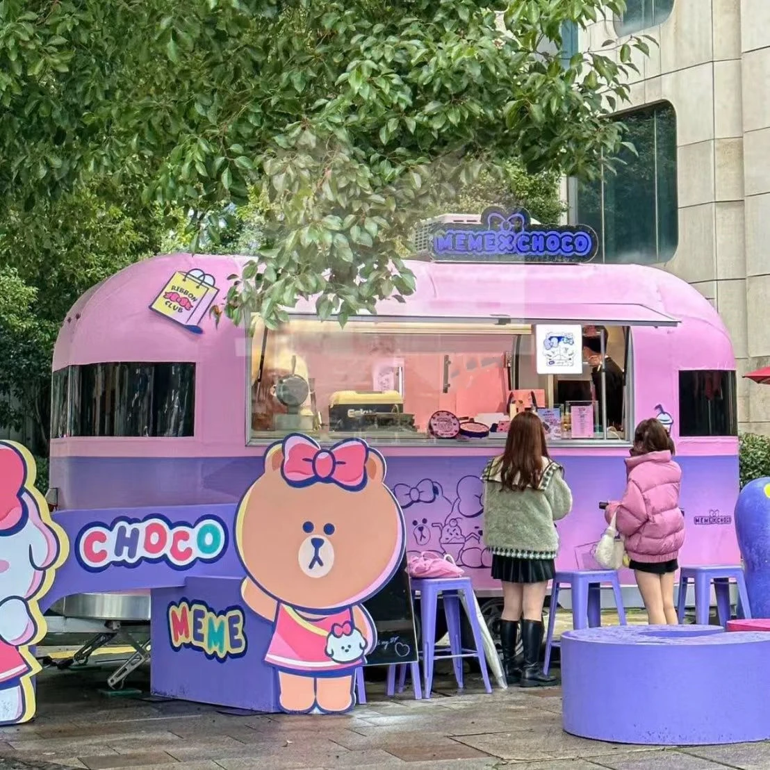 Wecare Customized Food Trailer with Full Kitchen & 4 Wheels OEM