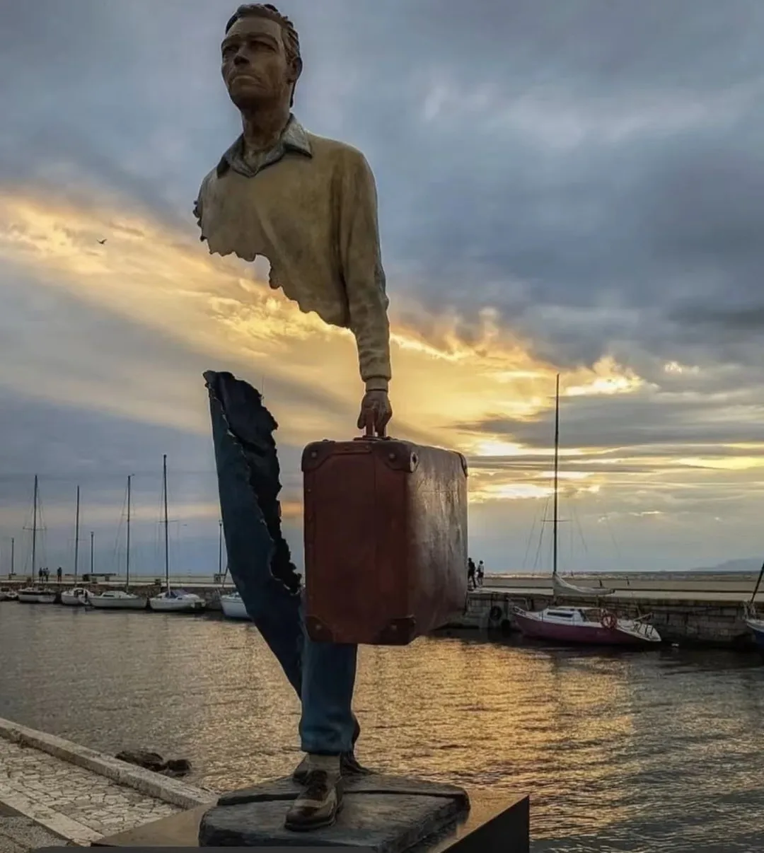 Custom Large Classic Anime Character Iron Man Mark Statue