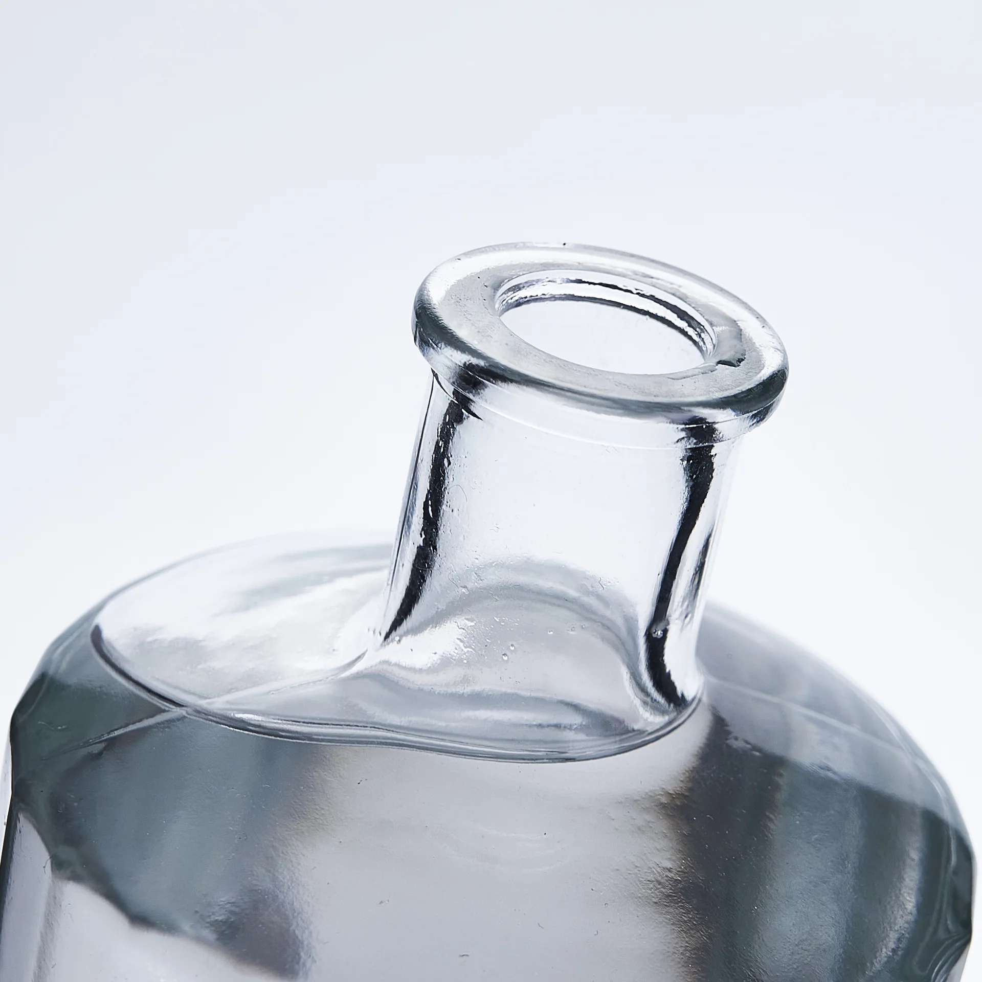 Shop Premium Hot Vodka Brandy Clear Empty Japan Whisky Glass Bottle