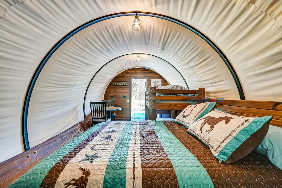 Vintage Carriage Tent Wooden with Ladder Glamping Tent for Hotel Resort ...