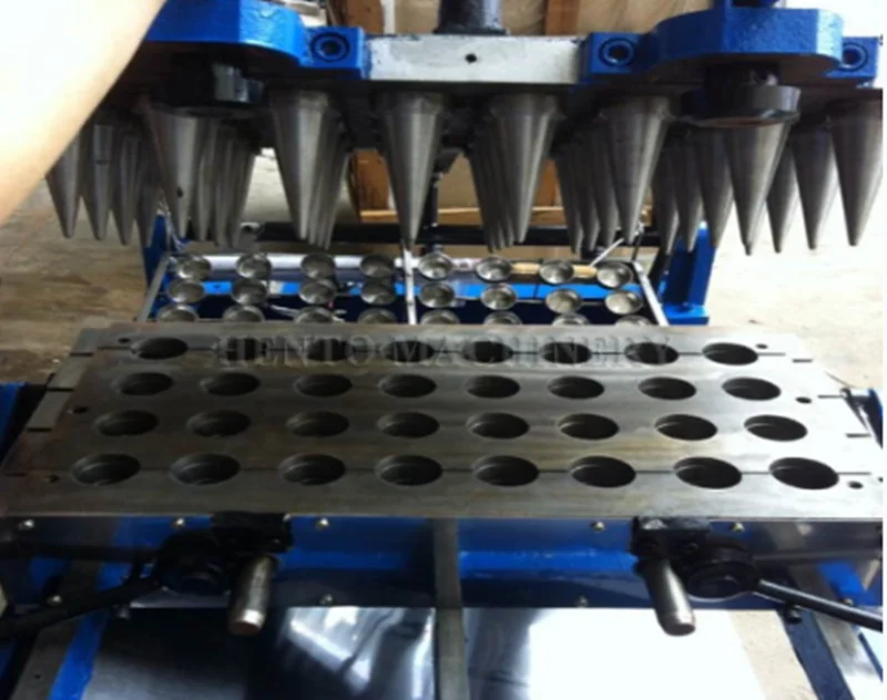 Automatic Ice Cream Cone Making Machine / Pizza Cones Maker Machine ...