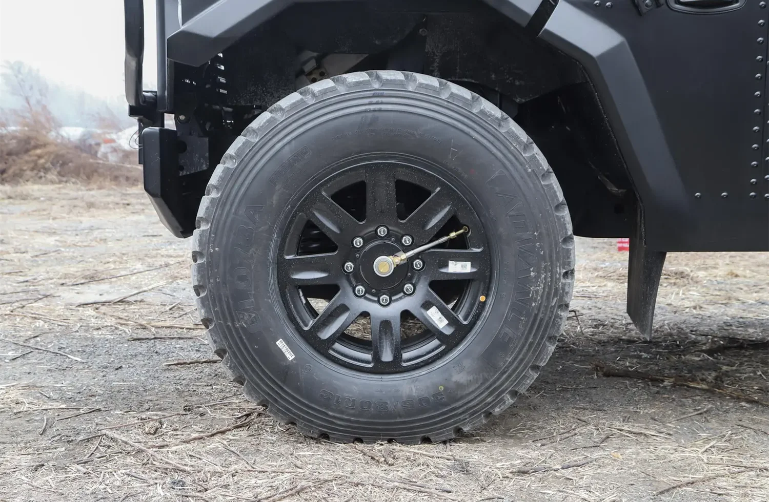 4x4 Dongfeng off-Road Car Pickup Truck Diesel Van Pickup