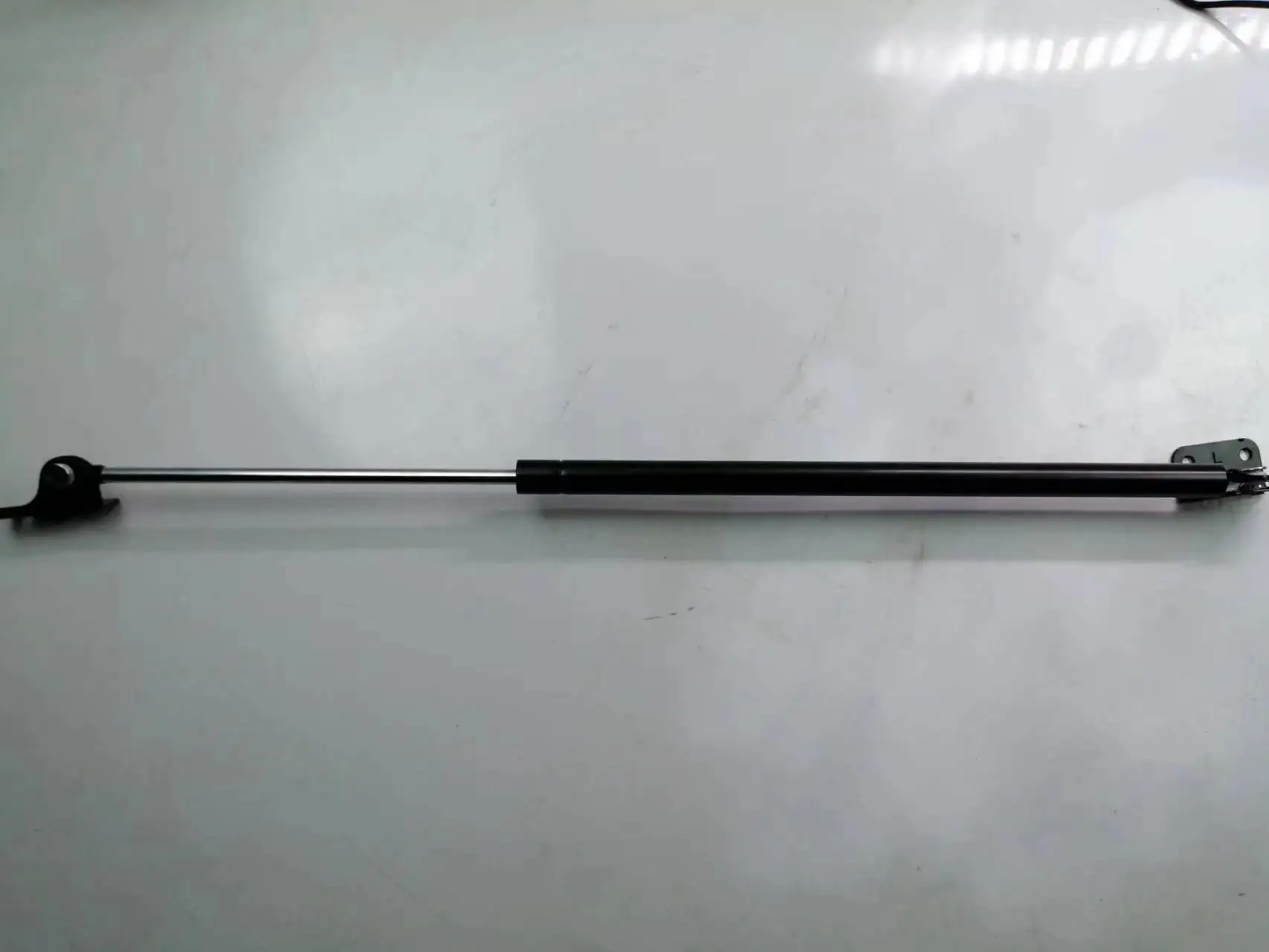 Top Quality And Genuine Korea Auto Parts Tail Gate Lifter Spring ...