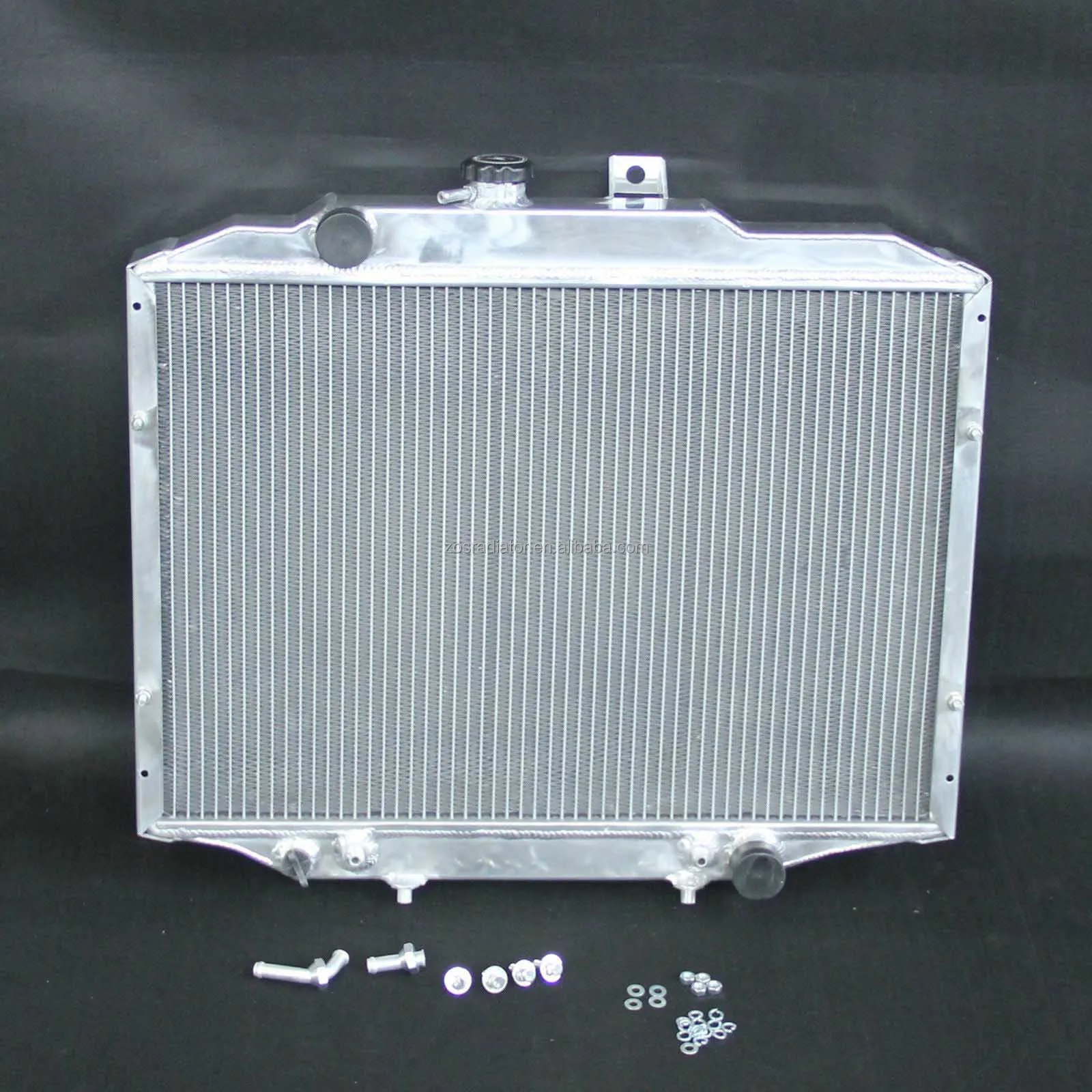 三菱delica L300 L400 Sf Sh Sj直底出口1986-2000的管式散热器 - Buy 铝散热器三菱得利卡,油凉快和散热器 ...