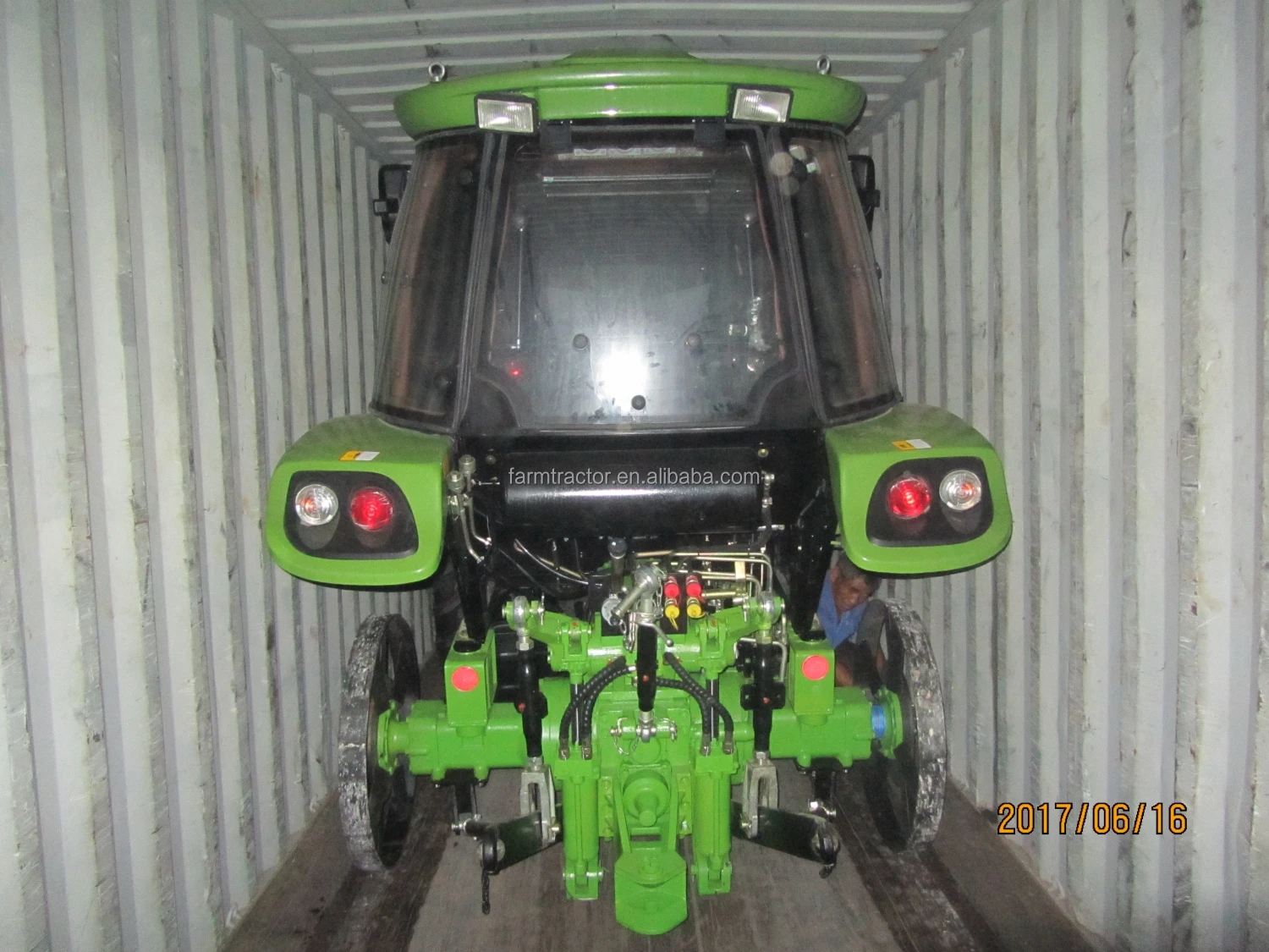 High Productivity Farm Tractors from China - 24hp to 360hp