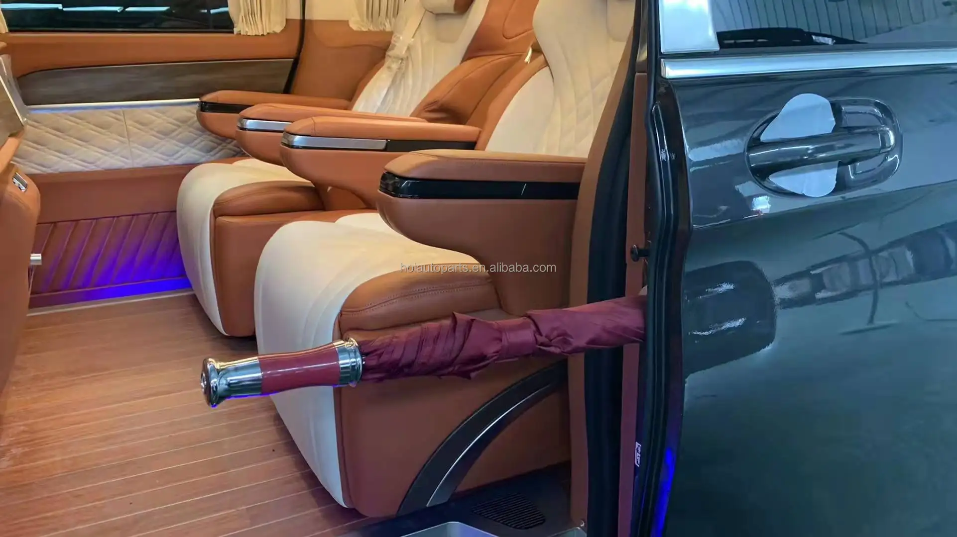 Luxury V Class Car Accessory Custom Logo Mpv V260 V250 Vito Hotsale Mercedes Sprinter Car ...