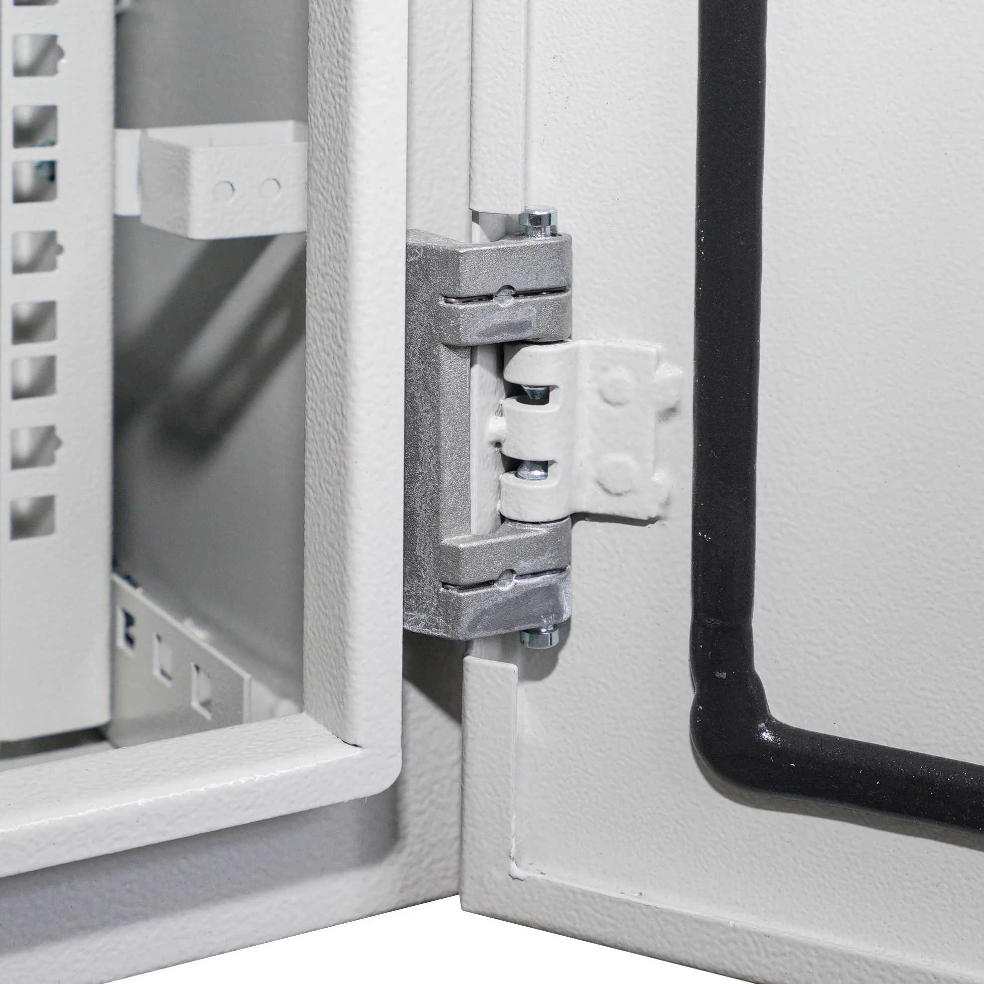 Outdoor IP65 Server Rack - 12U Waterproof & Durable