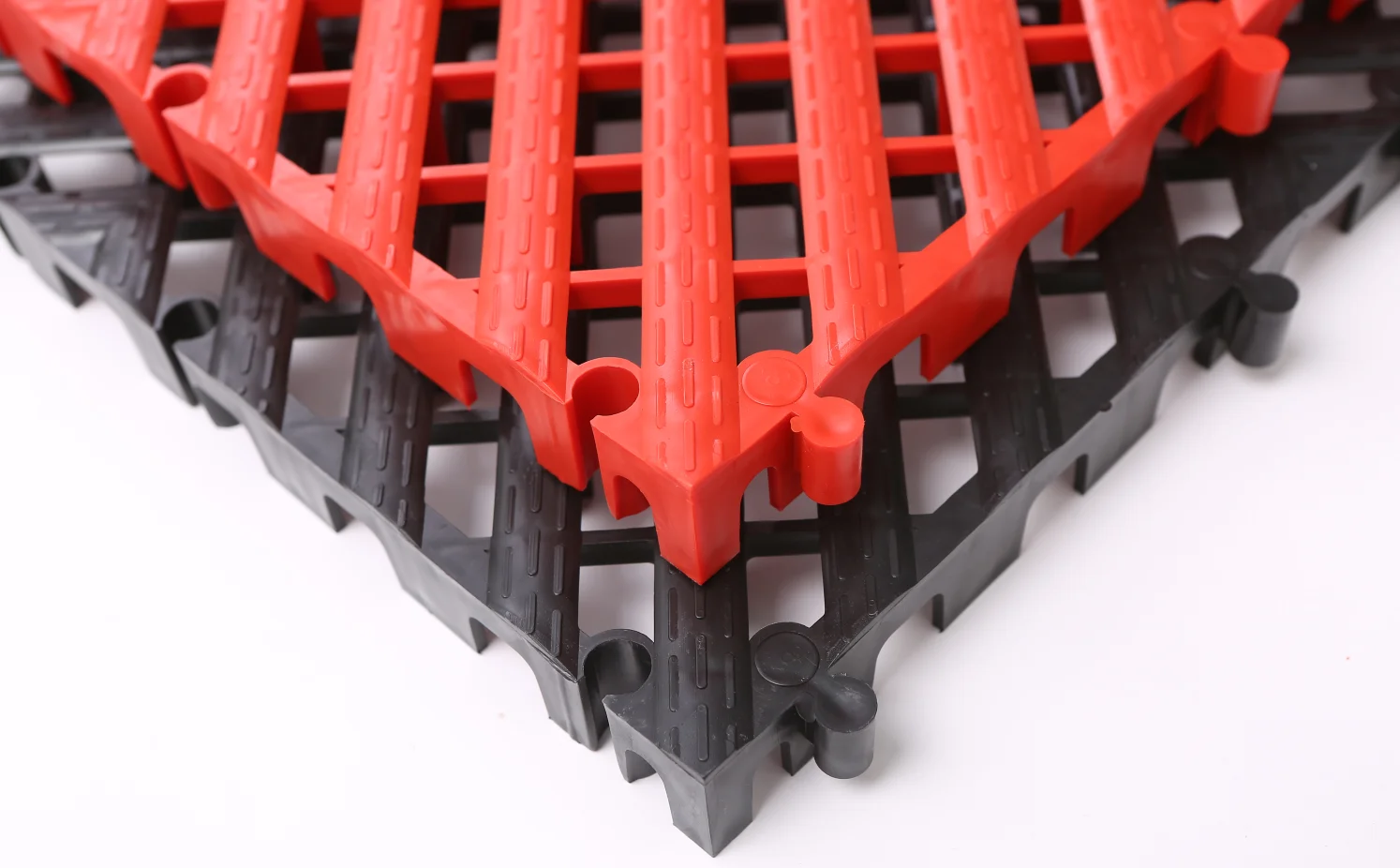 Interlock PVC Garage Flooring Tiles - Durable & Anti-slip