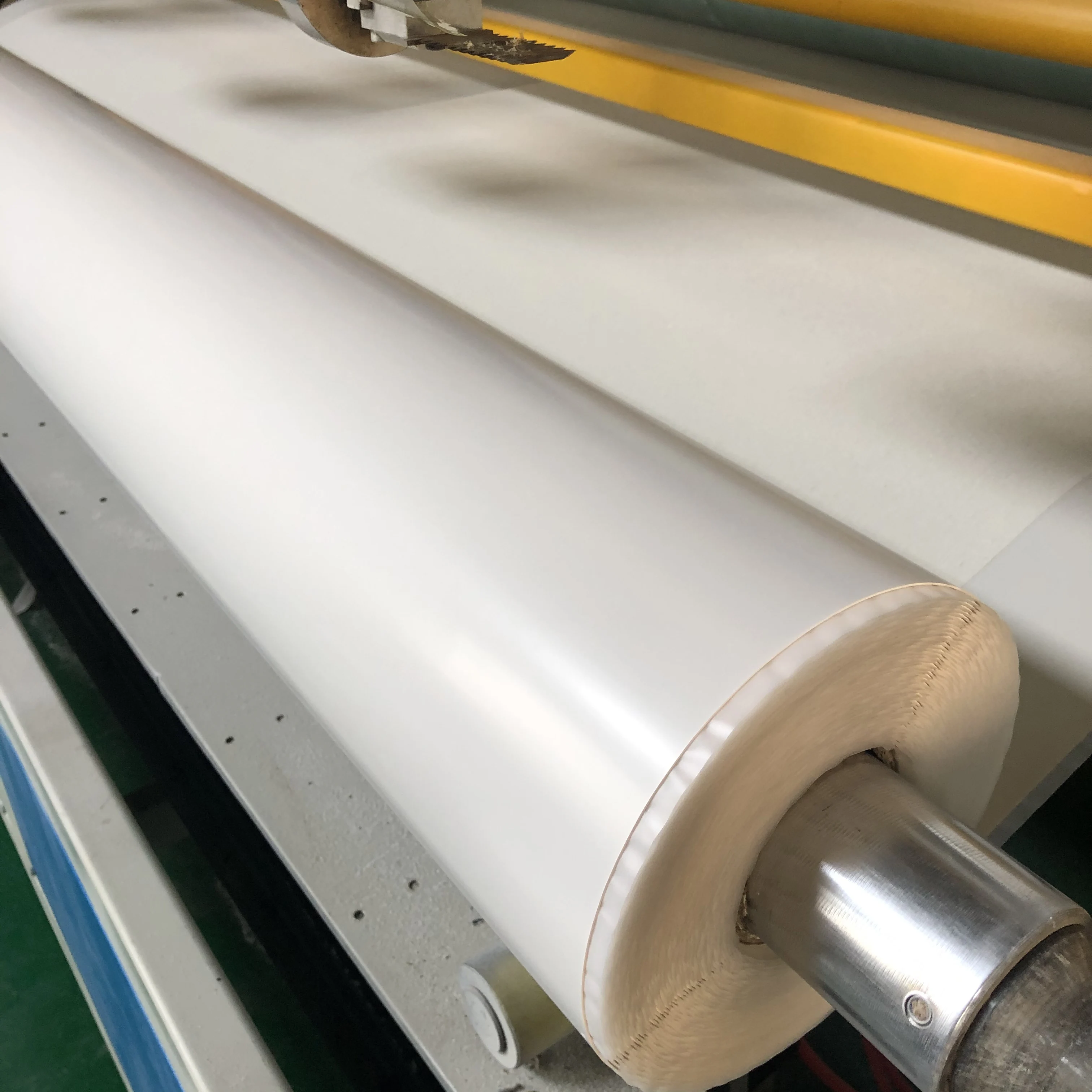 YUWANG Modern Homogeneous H-Class Waterproof TPO Roof Membrane Roll 1 ...