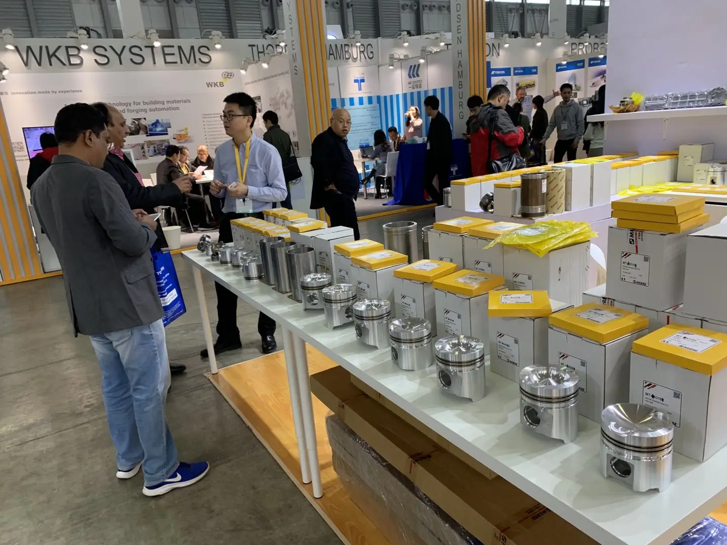 Thermostat RE540550, DZ100553 for John Deere 6090 - New