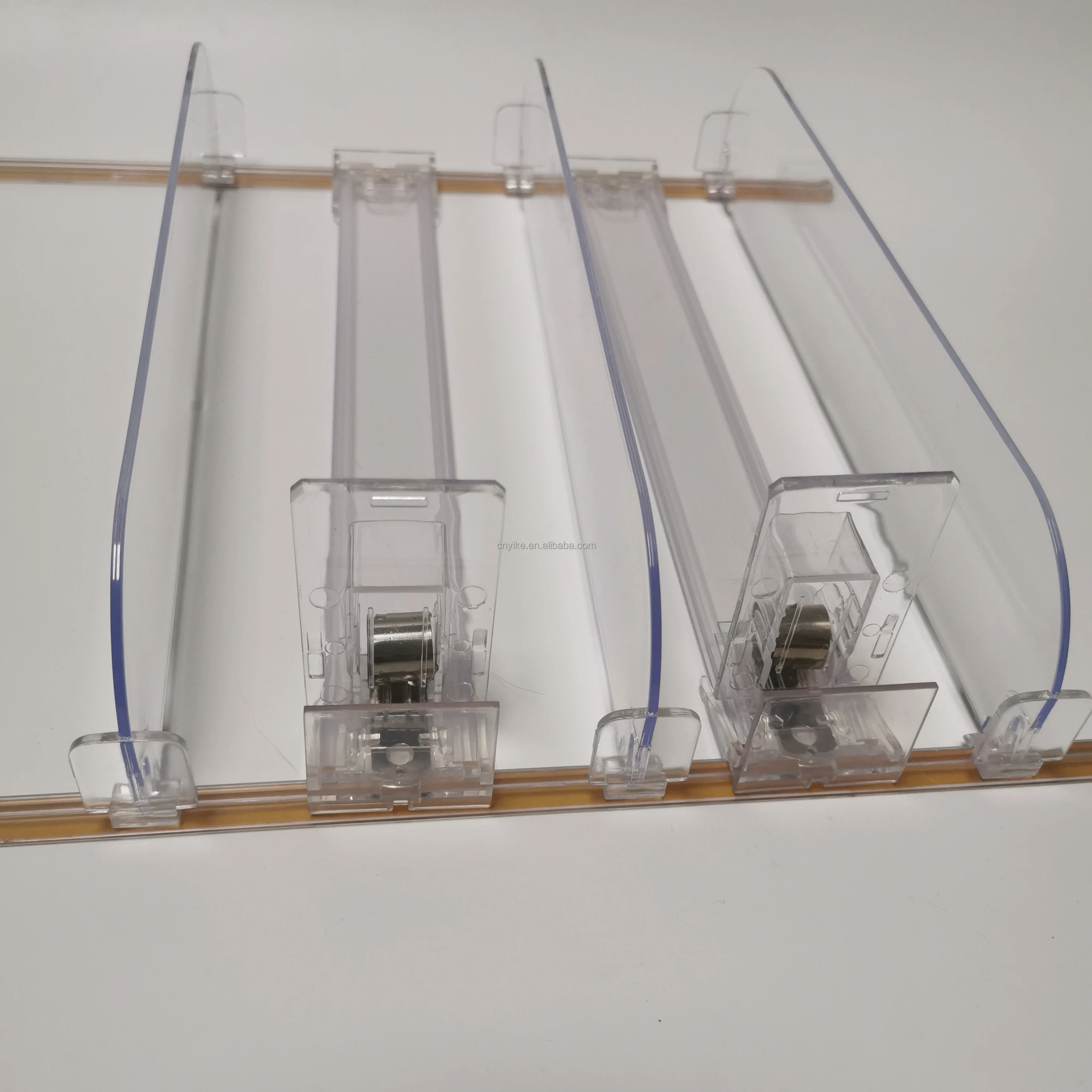 Adjustable Shelf Dividers and Pushers Supermarket Adjustable Cigarette ...