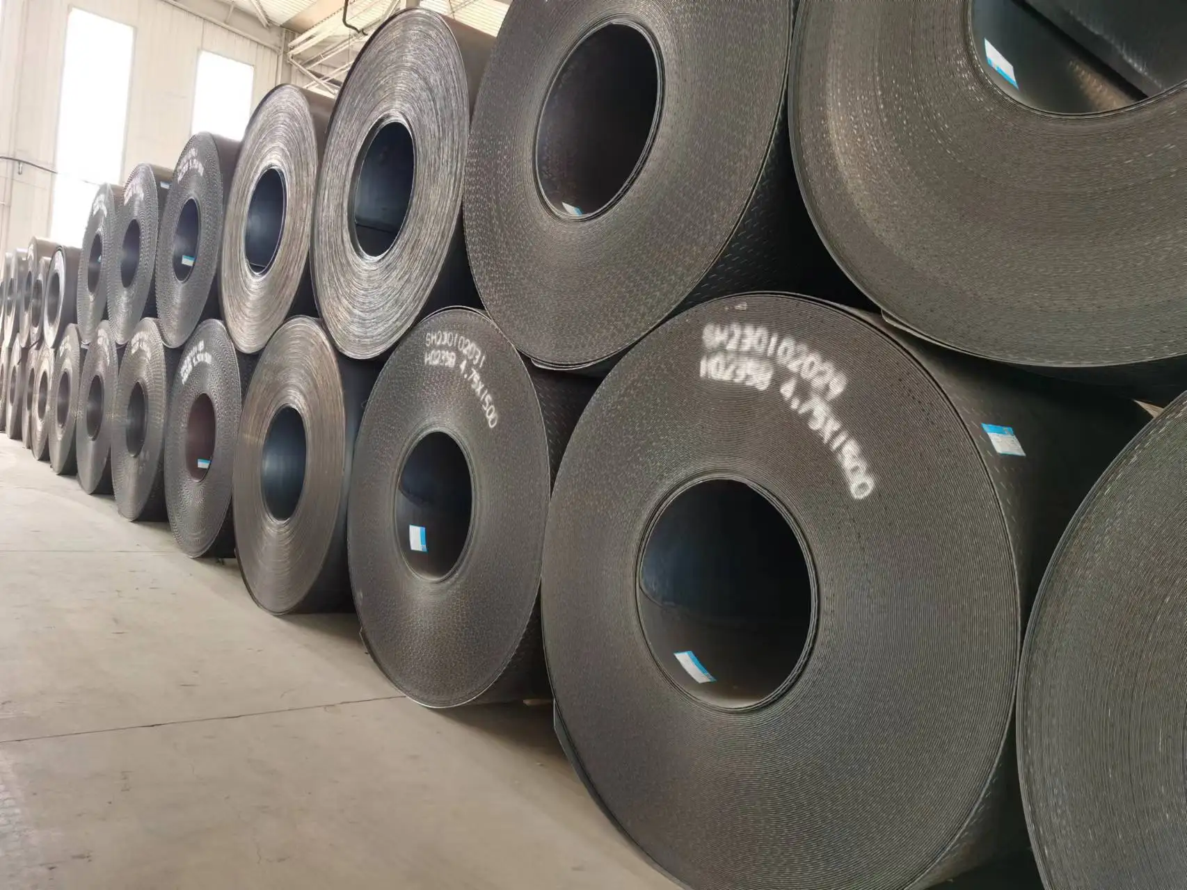 Hot-rolled Steel Coil Pattern Plate Carbon Steel Coil Galvanized Medium ...