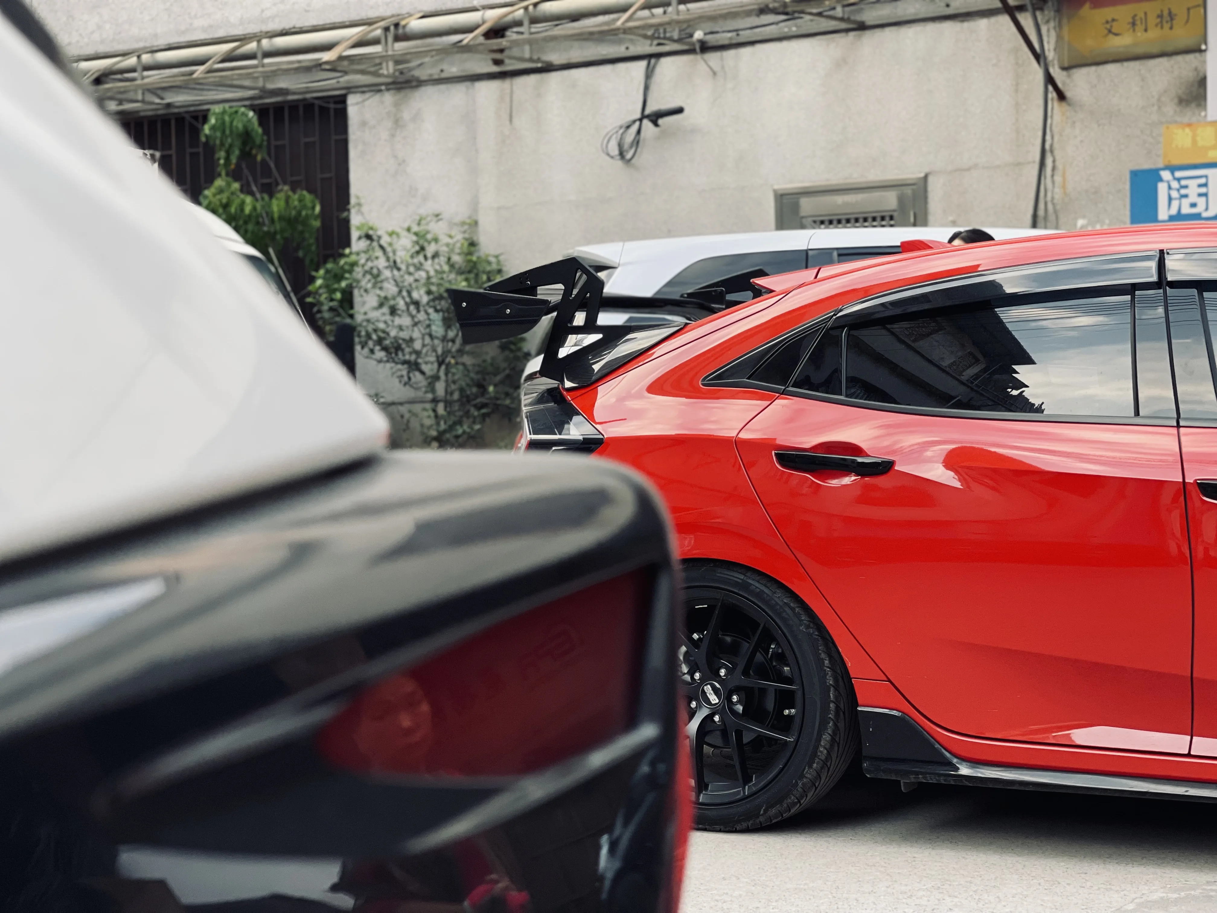 Honda Civic Type R FK8 CTR - Rear Carbon GT Spoilers