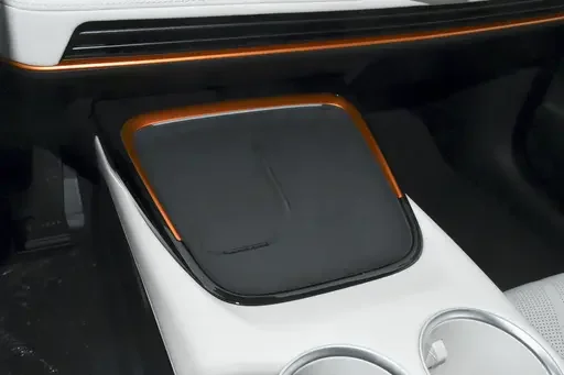 IHKA Changan Deepal SL03 EREV 1.5L Petrol Engine 160kw Motor RWD 170km ...