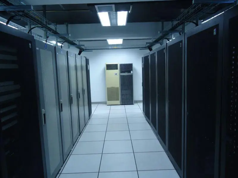 Inrow Precision Air Conditioner: Computer Room Air Cooling Solution