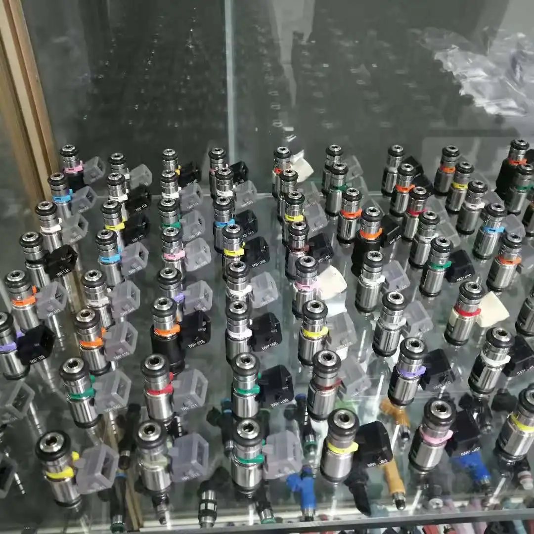 High Quality Fuel Injector IWP228 IWP-228 Injector Nozzles for Hyundai ...