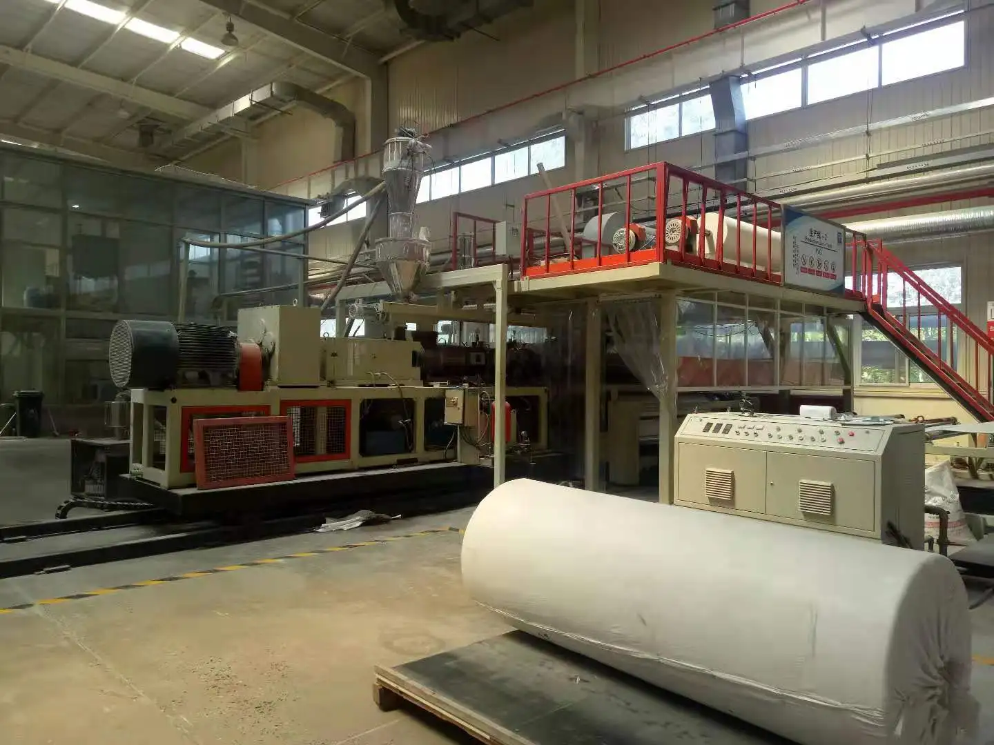 34 Inch By 50 Ft Roll Grey With Yellow Border Tpo Walkway Pad - Buy Tpo ...