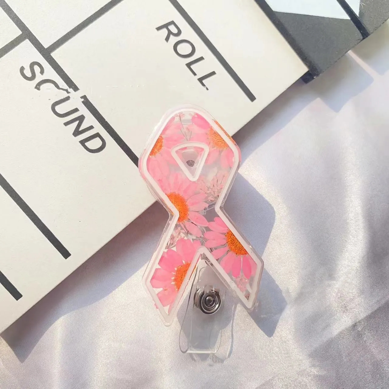 Breast Cancer Awareness Ribbons Dried Flower Resin Nurse Retractable ...