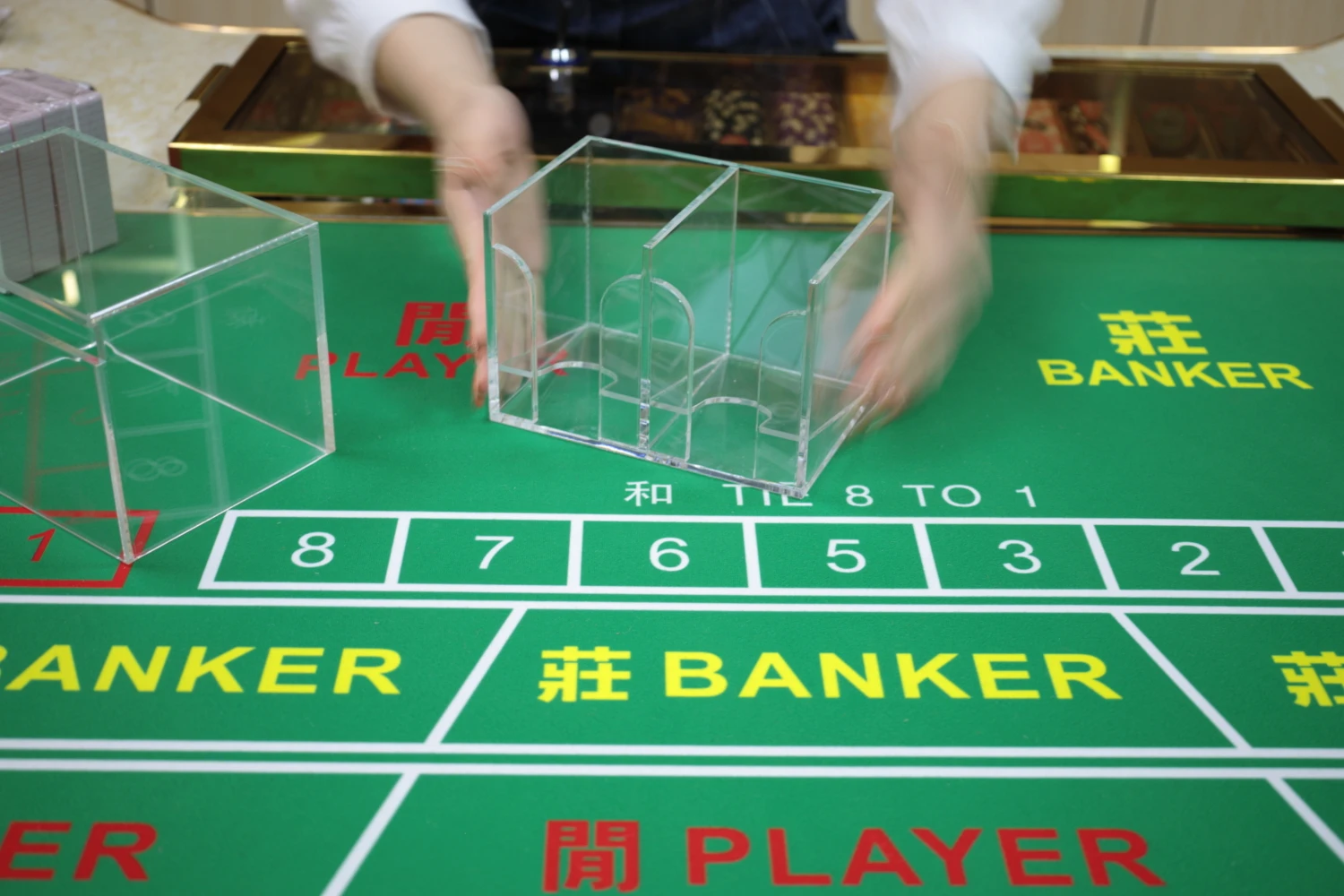 High Quality Transparent Acrylic 8 Deck Square Baccarat Poker Waste ...