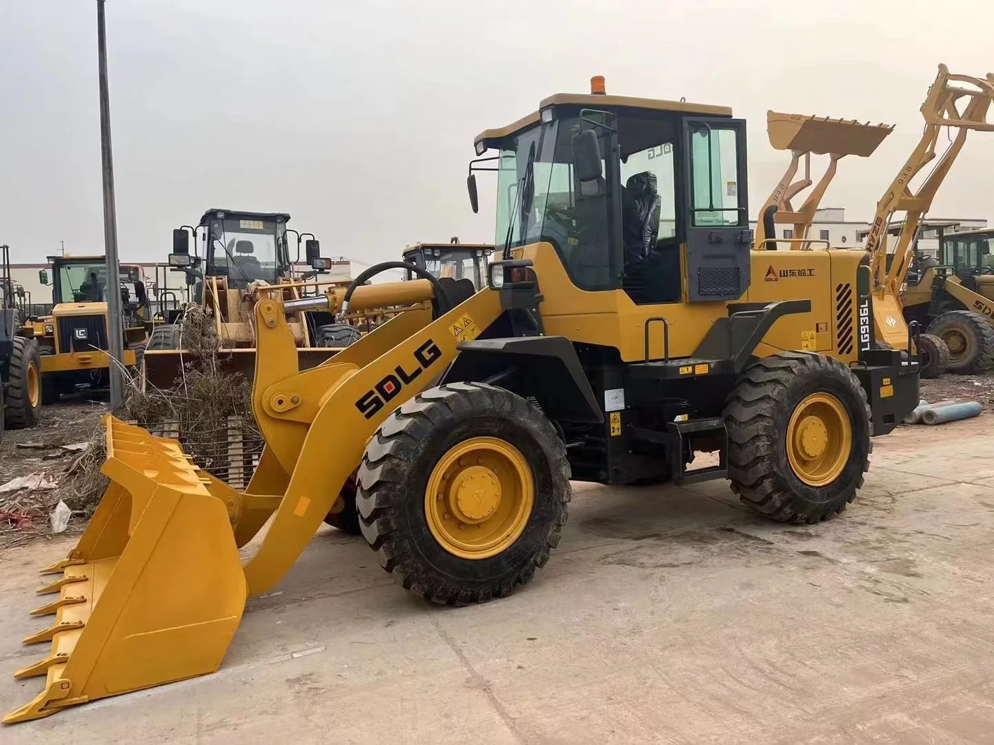 SDLG LG936l Earthmoving Equipment Wheel Loaders 4x4 3 Ton Compact New ...