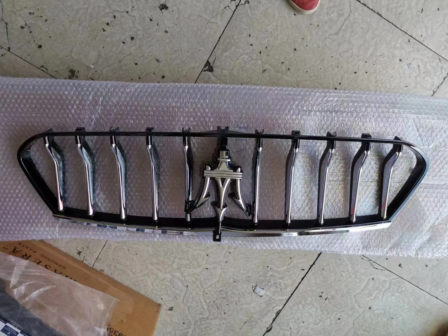 마세라티 지브리 앞 범퍼 자동차 그릴 670010764 전면 그릴| Alibaba.com