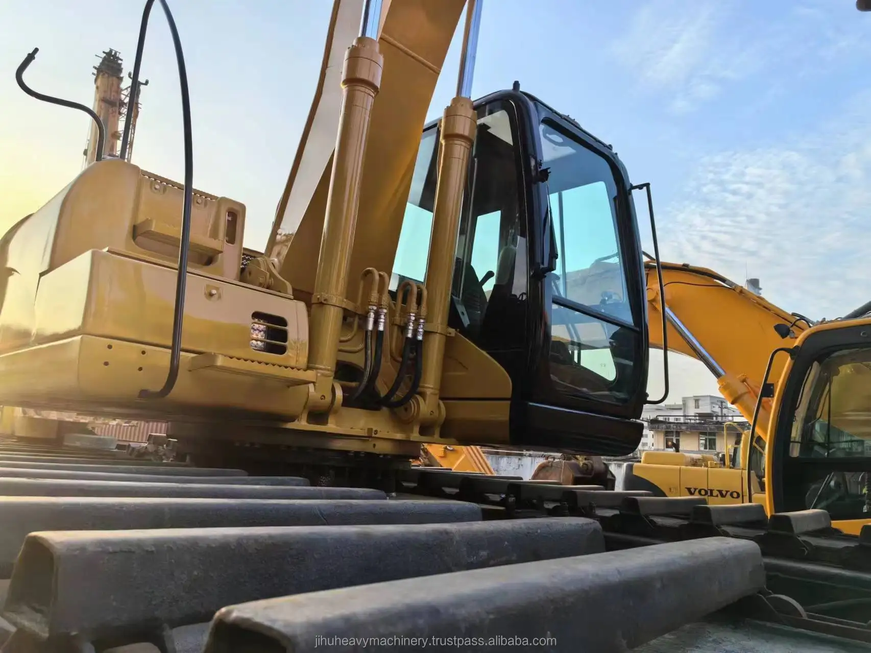 Floating Pontoon Undercarriage Dredge Used Hydraulic Amphibious Swamp ...