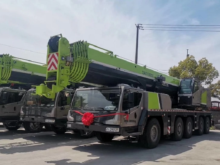 200 Ton All Terrain Rough Terrain Crane Pick Up Mobile Hydraulic Truck ...