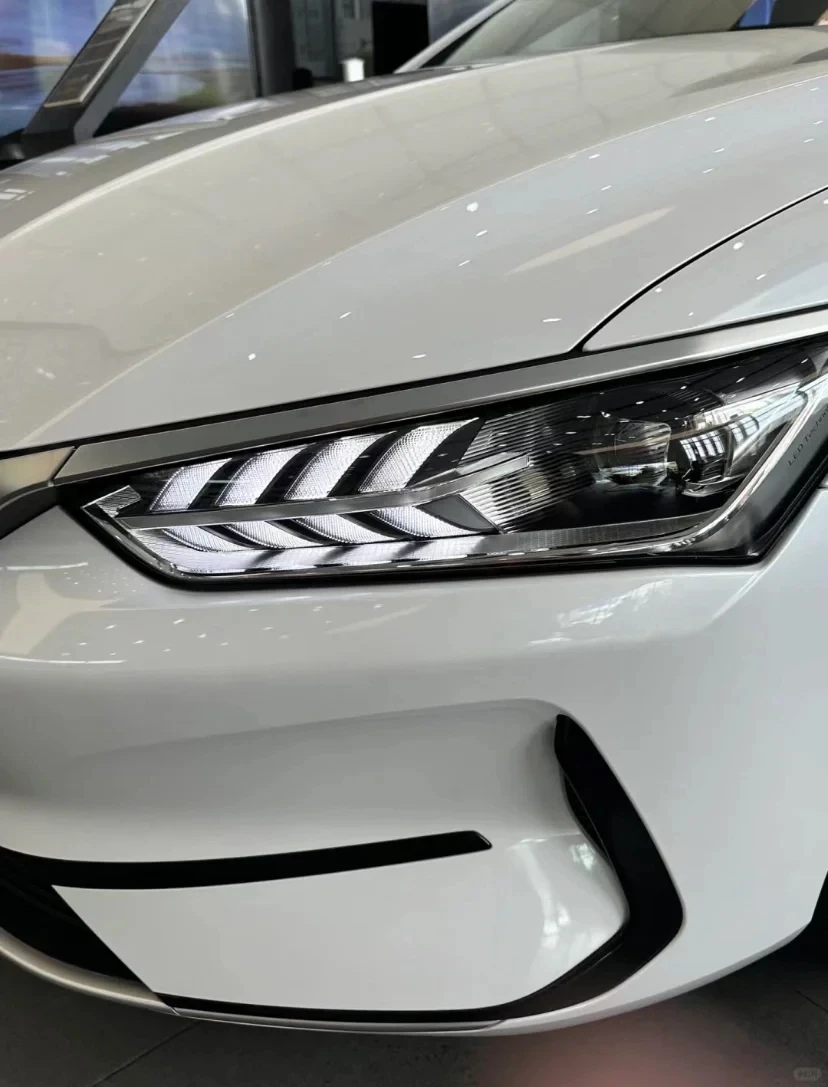 2023-2024 Byd Qin Plus Ev 600 Large 4-door 5-seat Sedan Long Range ...