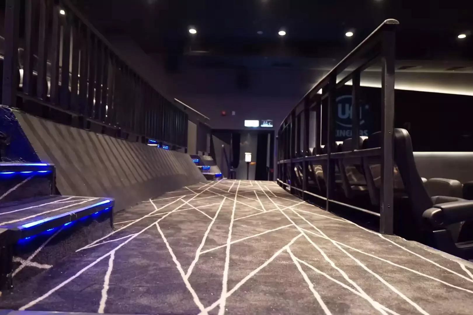 Movie Theatre Carpet Luxury Black Cinema Carpet - Buy Luxury Black ...